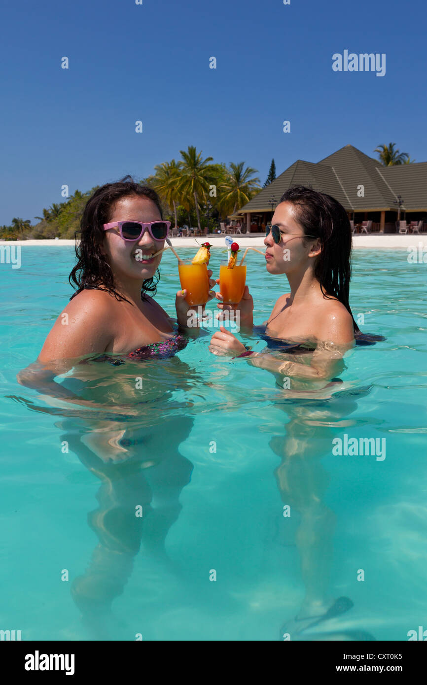 Mädchen 14 Jahre Im Bikini Fotos Und Bildmaterial In Hoher Auflösung