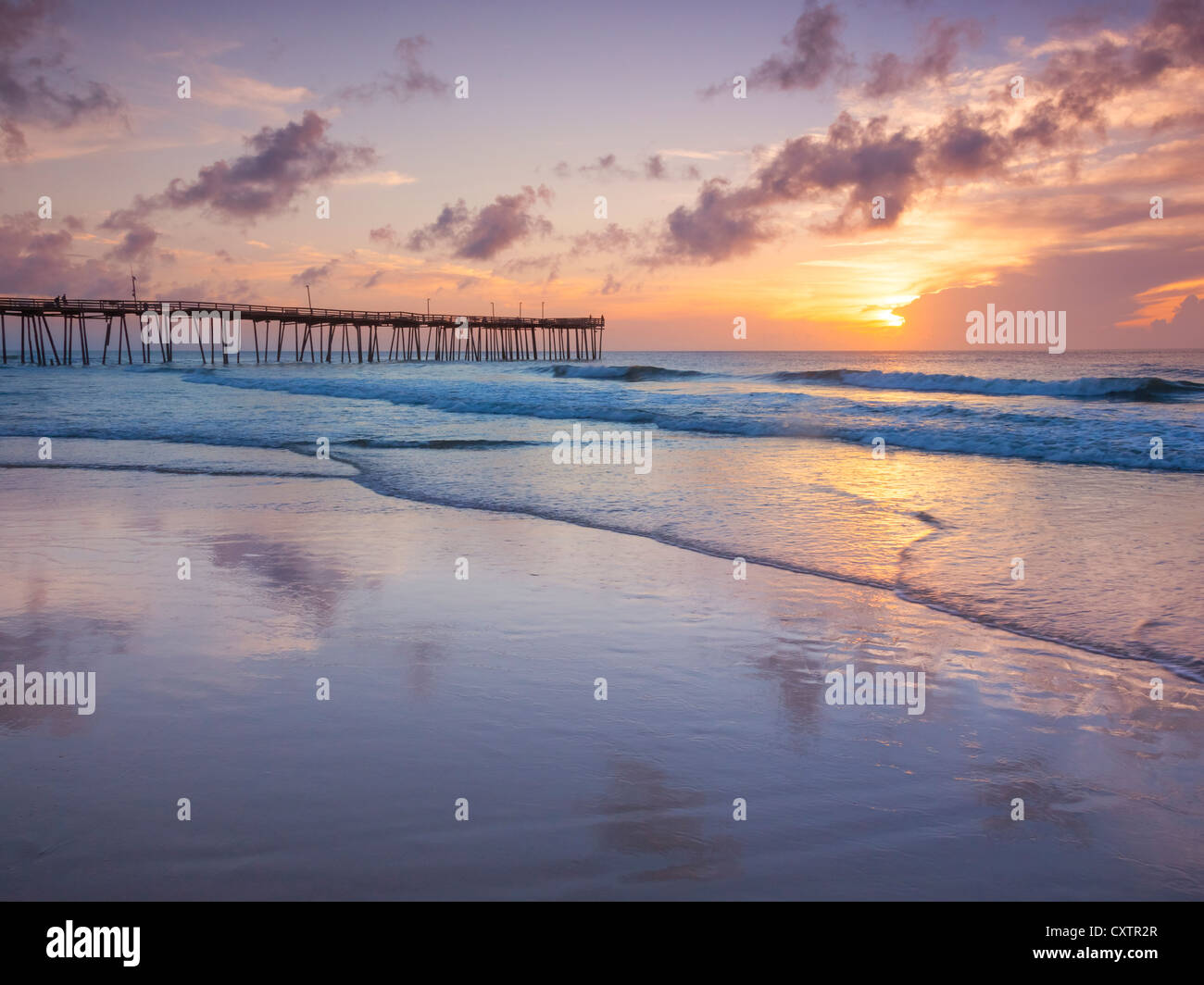 Cape Hatteras National Seashore, Avon, North Carolina Sonnenaufgang und ...