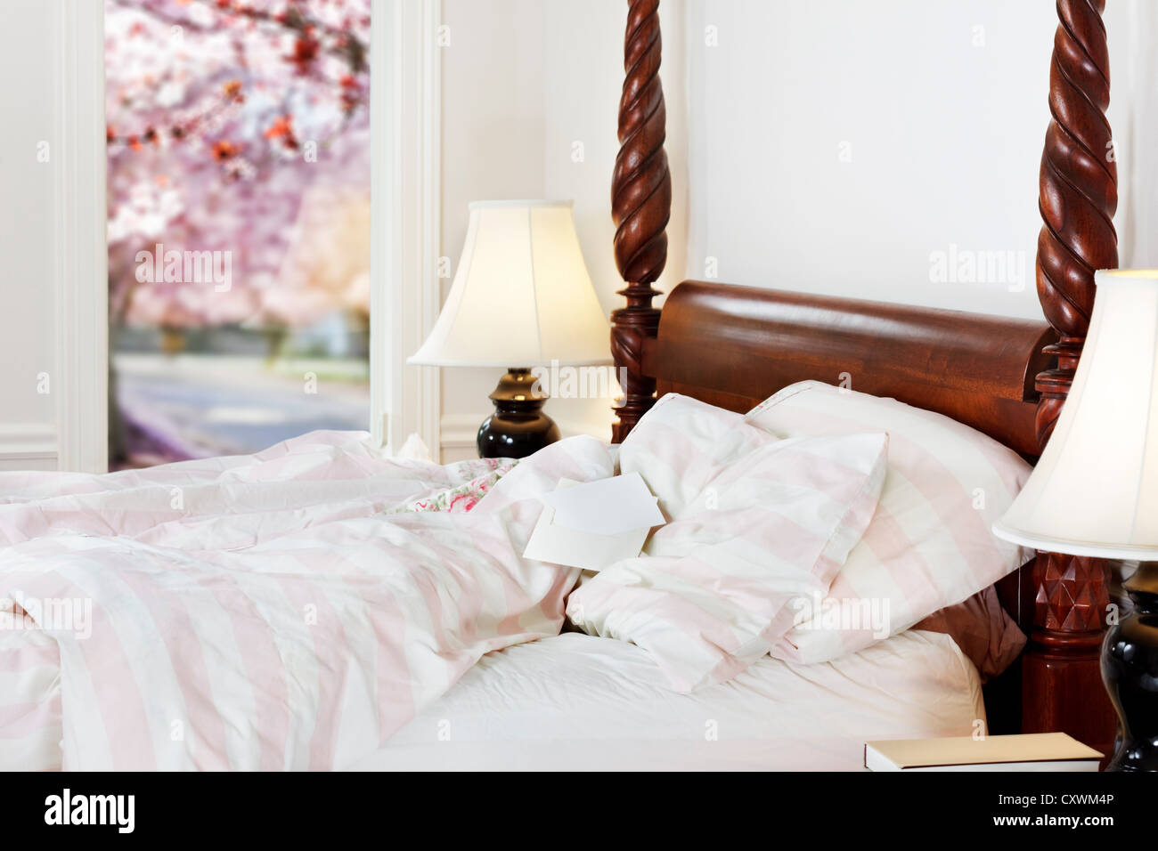 Leere Bett Stockfotos und -bilder Kaufen - Alamy