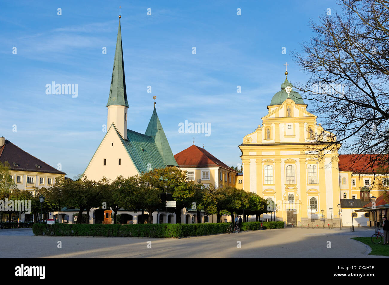 Deutschland bayern altoetting kapellplatz -Fotos und -Bildmaterial in ...