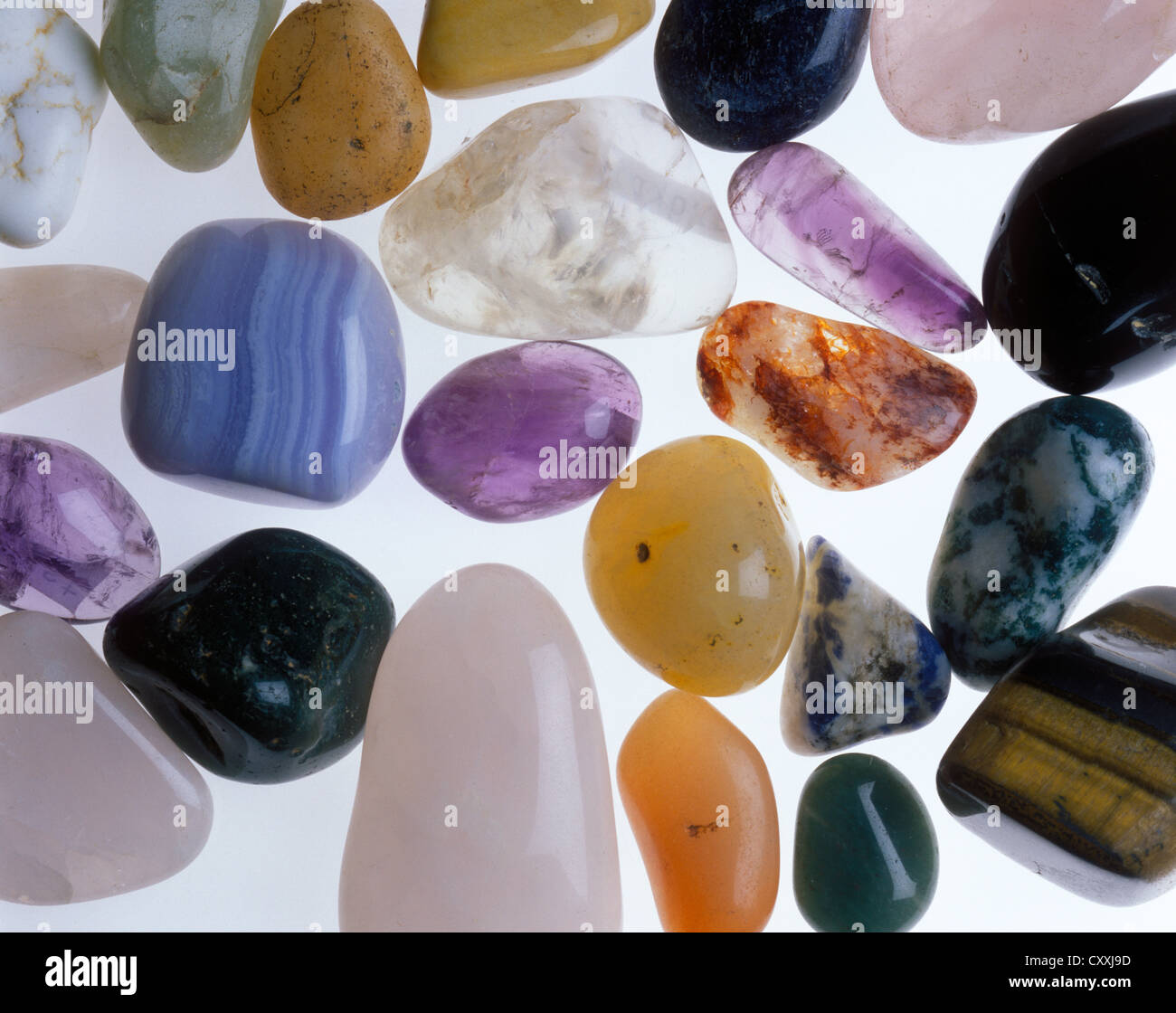 Semi precious stones -Fotos und -Bildmaterial in hoher Auflösung – Alamy
