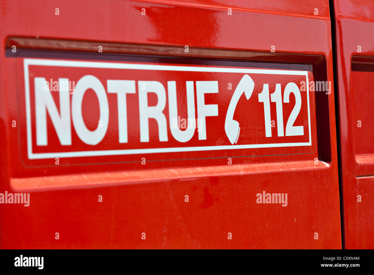 Notfall schriftzug -Fotos und -Bildmaterial in hoher Auflösung – Alamy