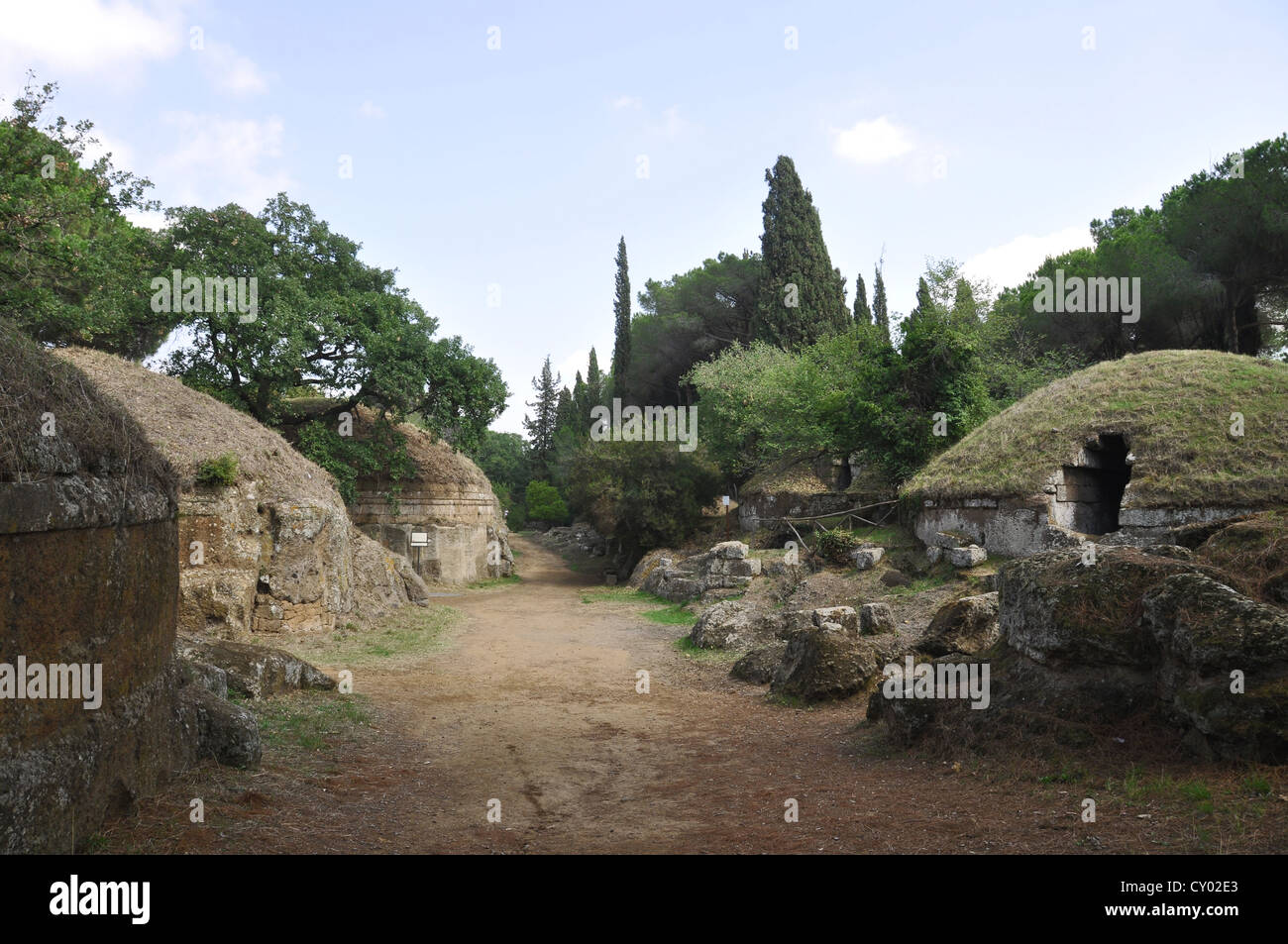 Etruskische nekropolen -Fotos und -Bildmaterial in hoher Auflösung – Alamy