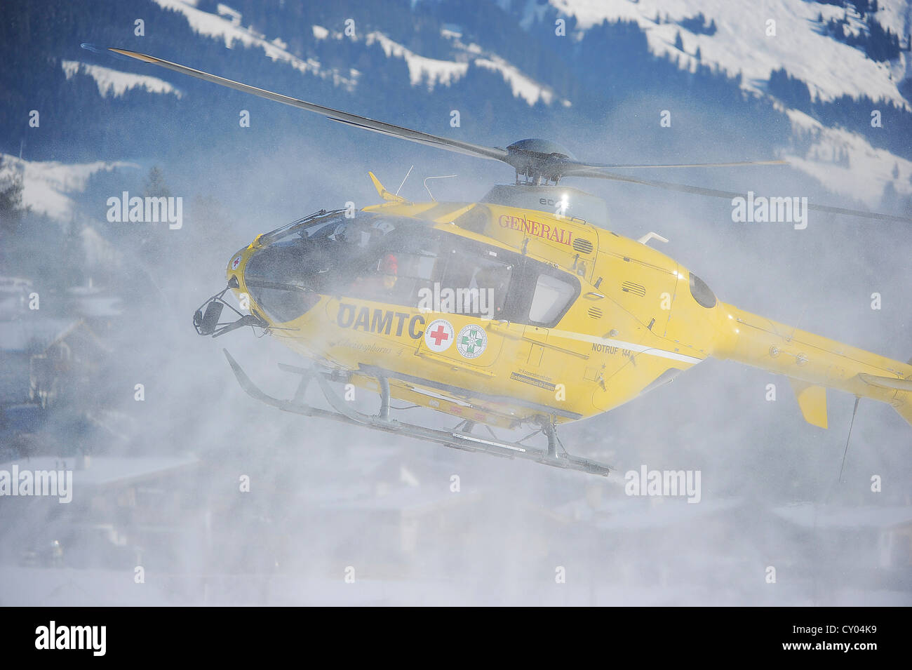 Ambulance austrian ambulance austria -Fotos und -Bildmaterial in hoher ...