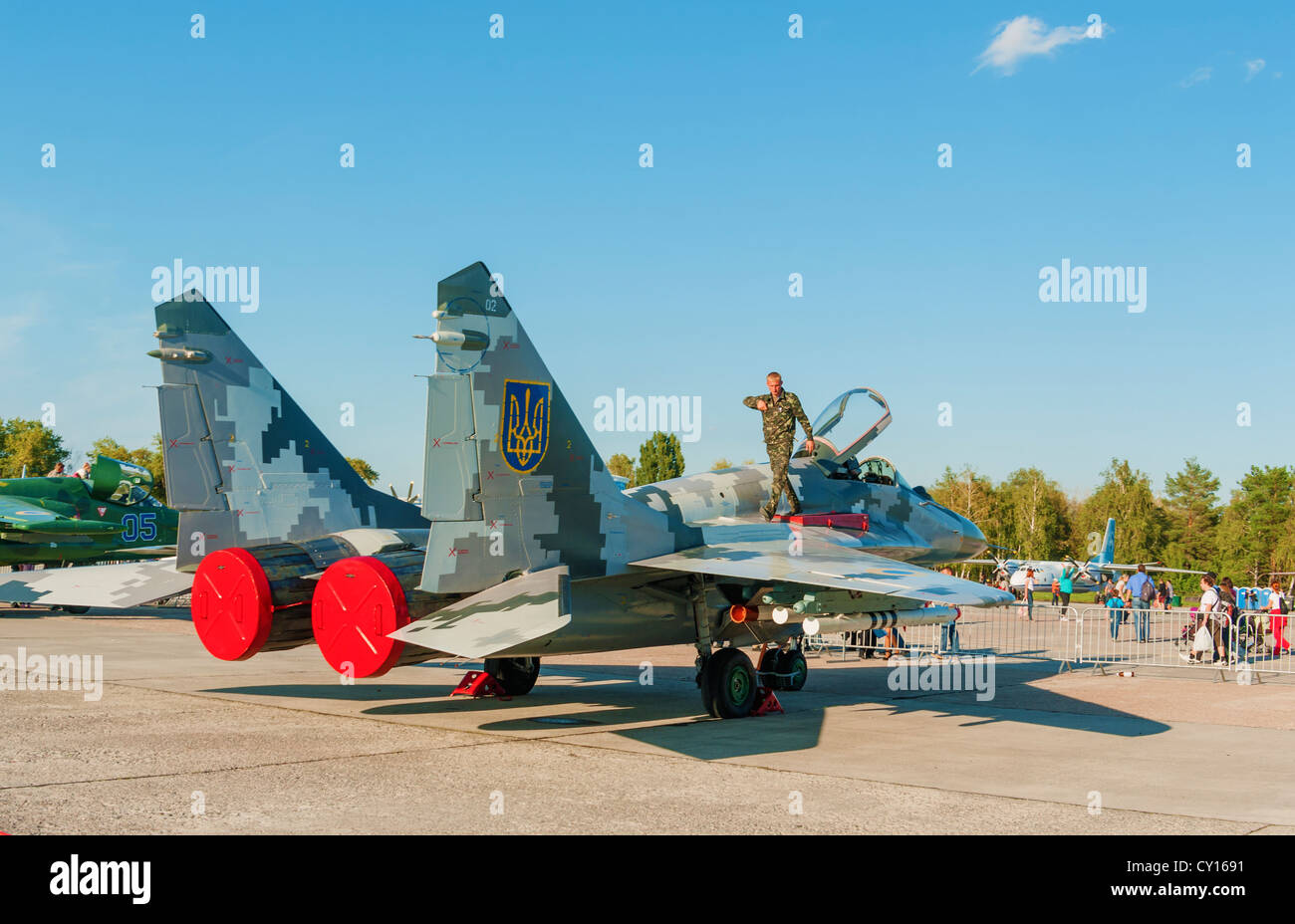Mig 29 front -Fotos und -Bildmaterial in hoher Auflösung – Alamy