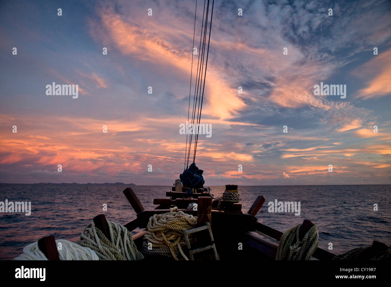 Der bug des schiffes -Fotos und -Bildmaterial in hoher Auflösung – Alamy