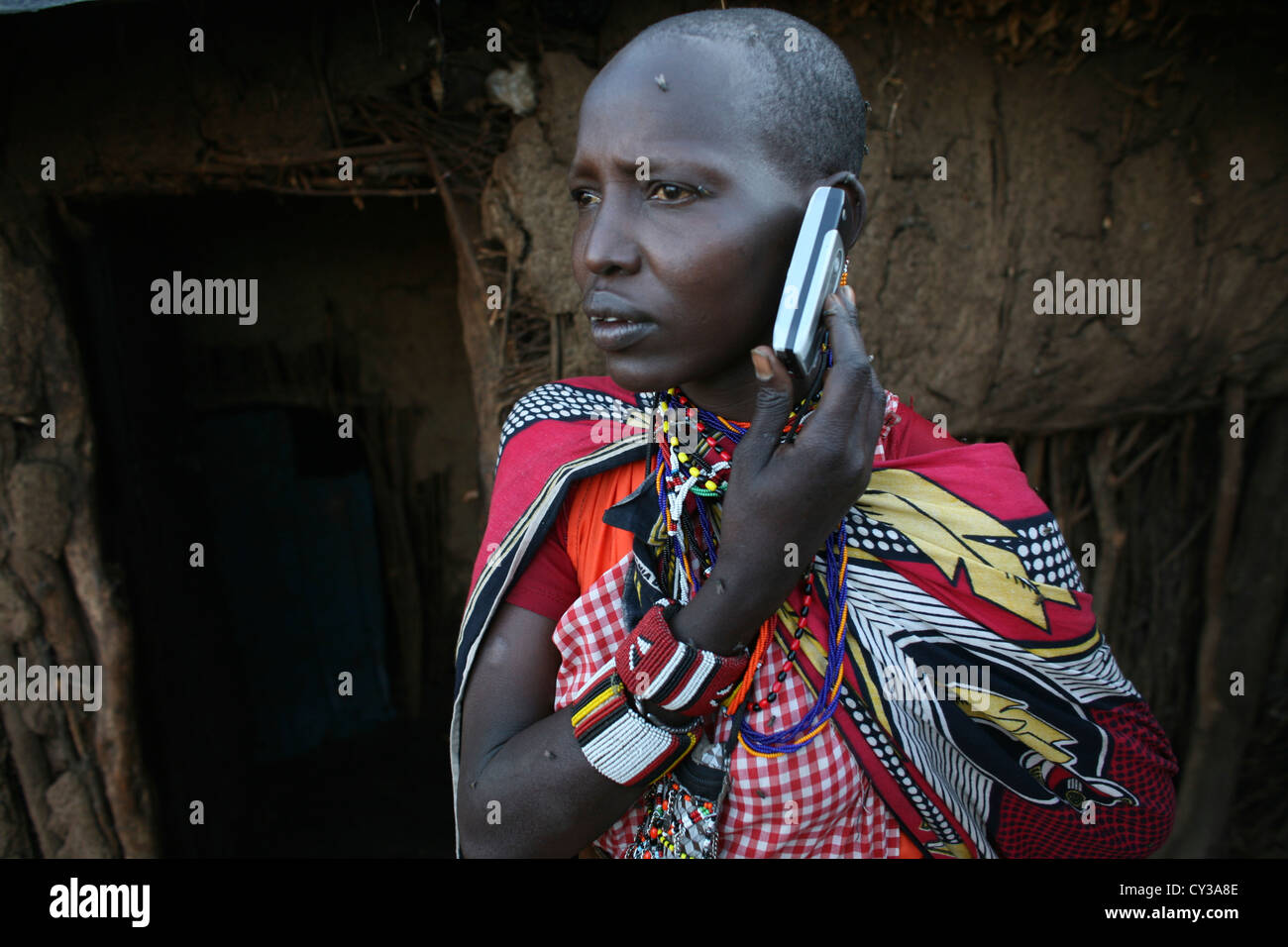 Maasai People Mobile Phone Stockfotos und -bilder Kaufen - Alamy