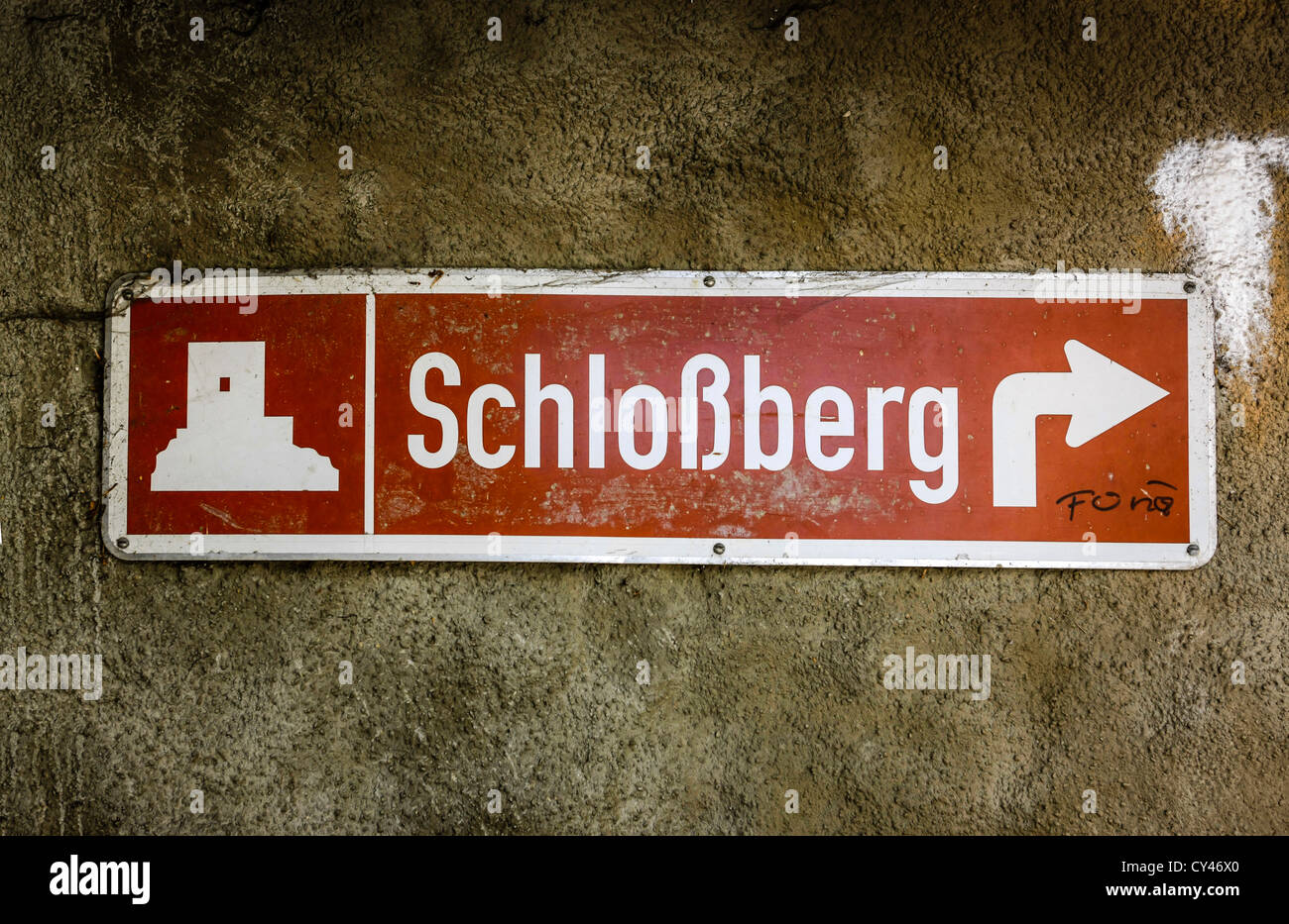 Austrian road sign traffic -Fotos und -Bildmaterial in hoher Auflösung ...