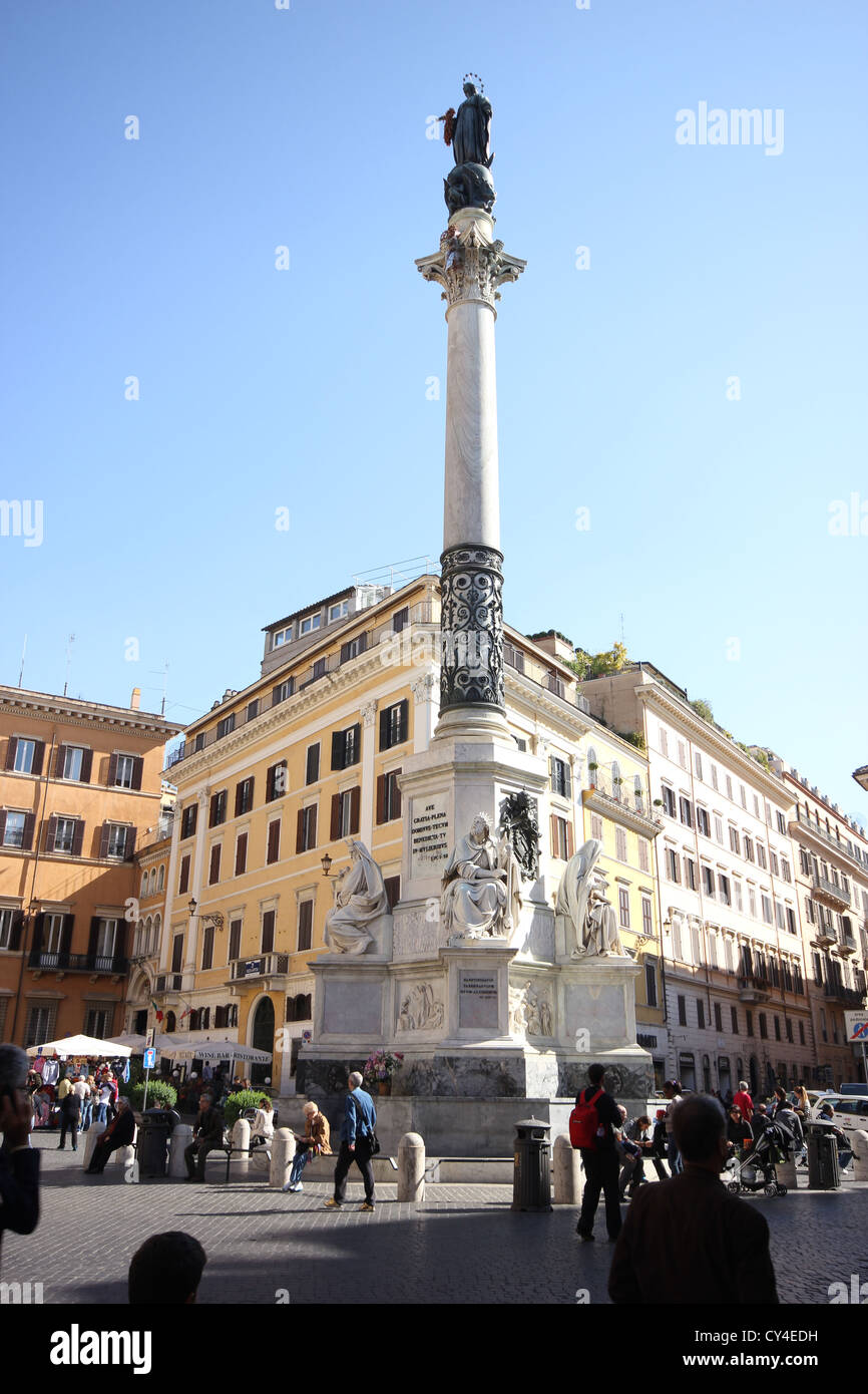 Vista del palazzo di propaganda fide colonna dellimmacolata concezione ...