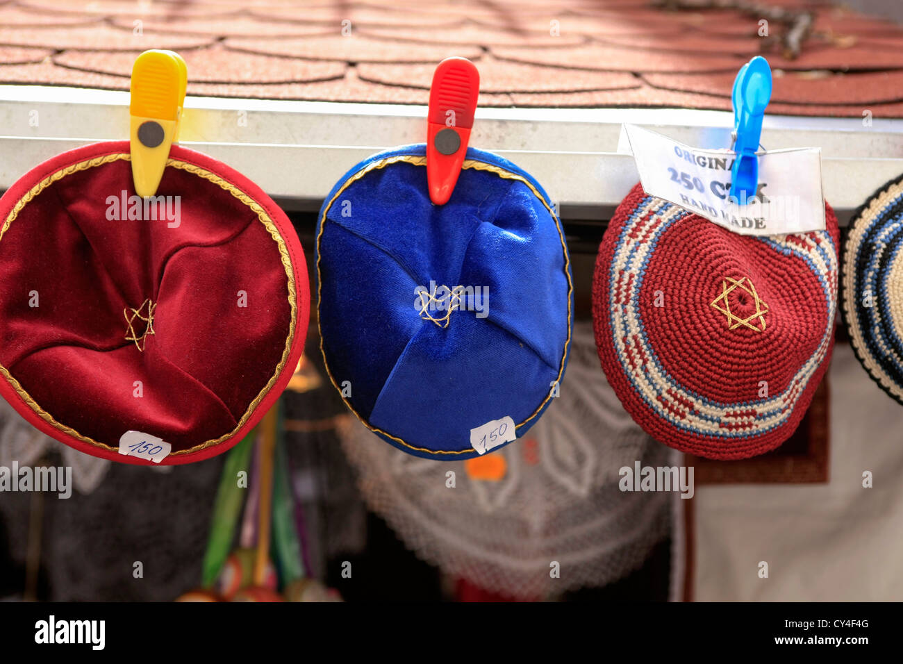 Jew jewish yarmulke kippah -Fotos und -Bildmaterial in hoher Auflösung ...