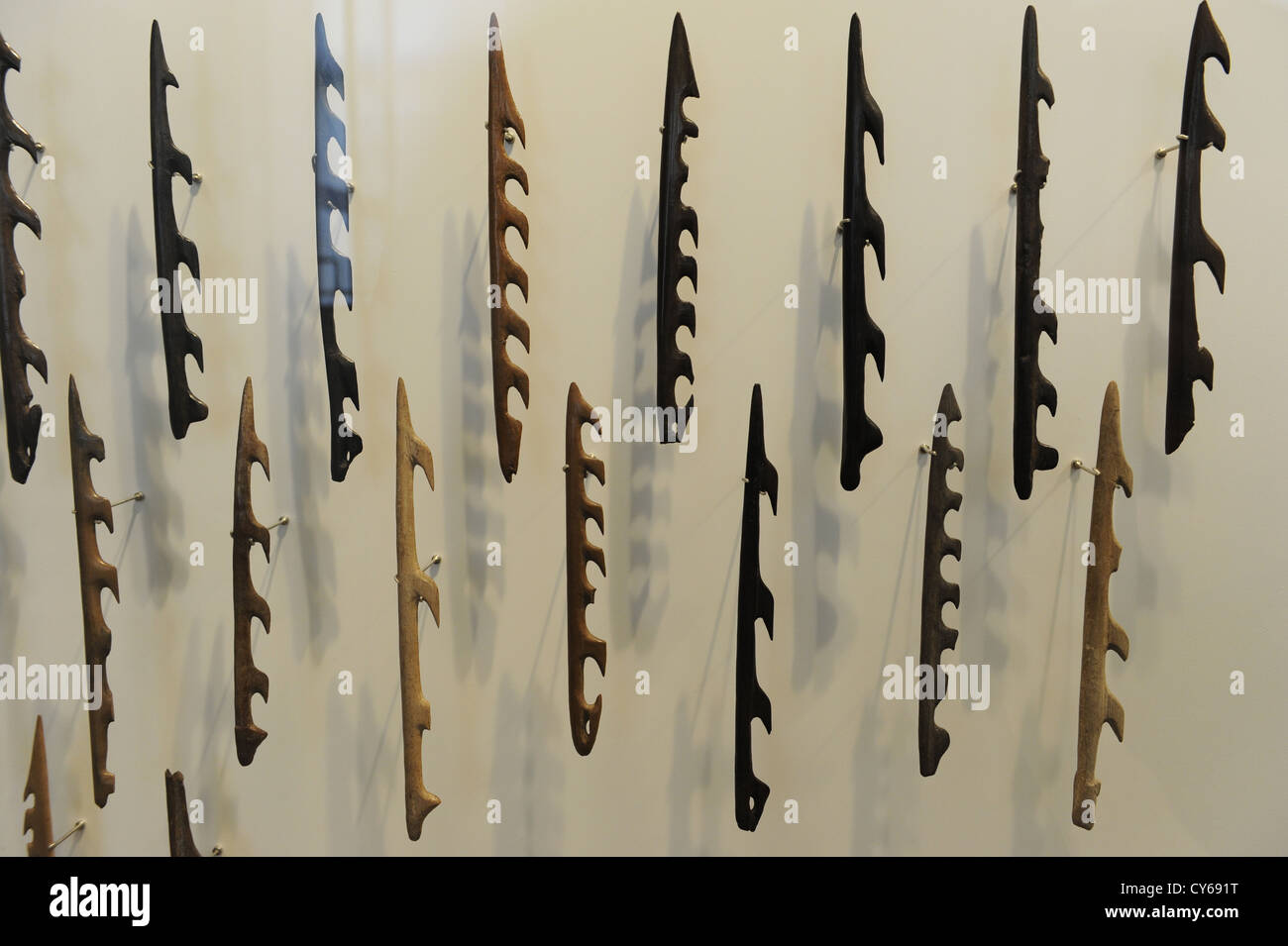 Harpunen der Elch oder Hirsch Knochen gemacht. Maglemosian Kultur, 8700 ...