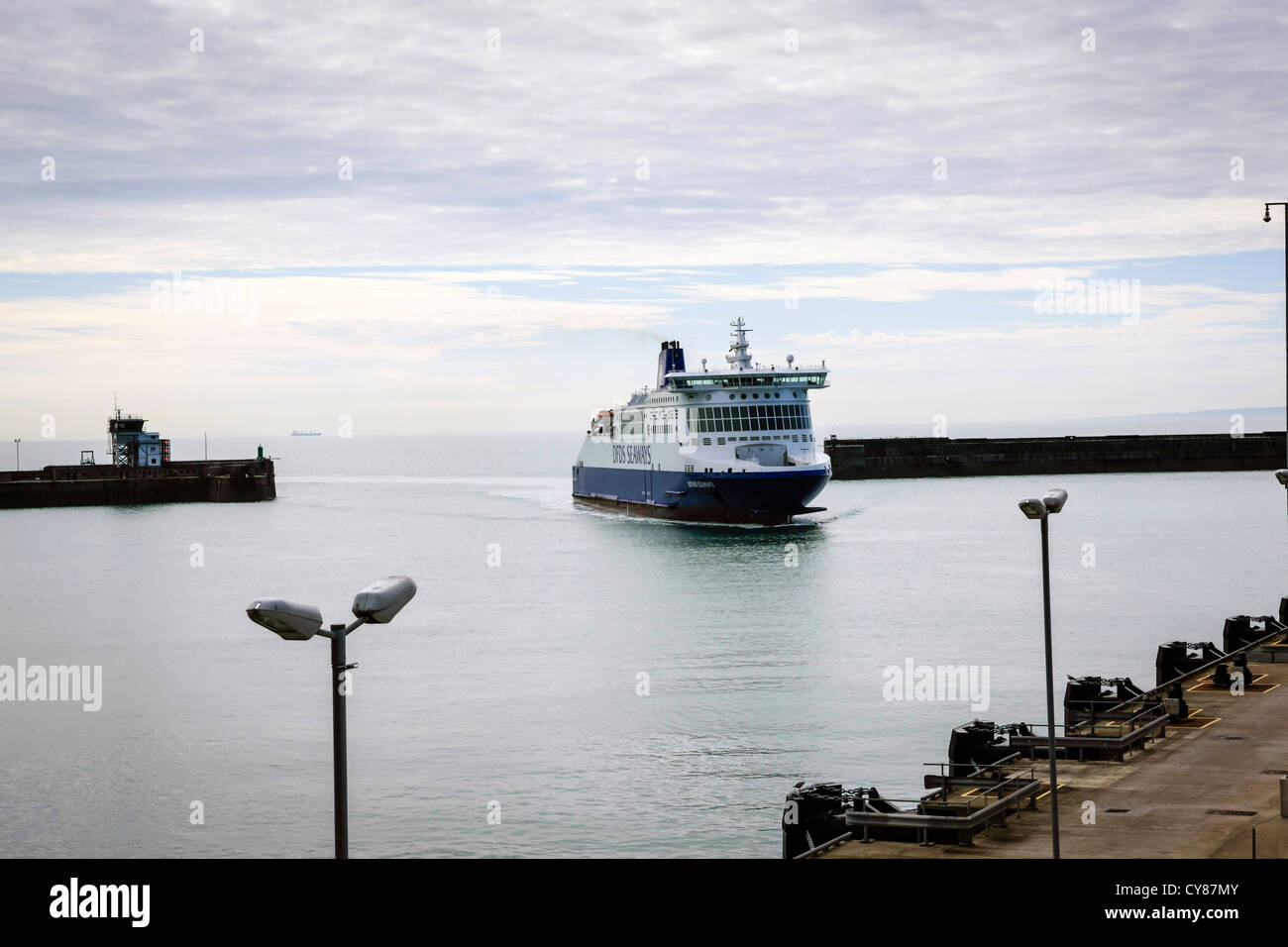 Eingang dover hafen -Fotos und -Bildmaterial in hoher Auflösung – Alamy