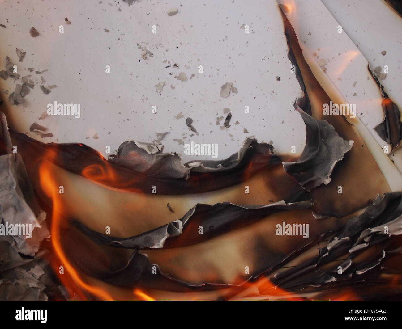 Beweise verbrennen -Fotos und -Bildmaterial in hoher Auflösung – Alamy