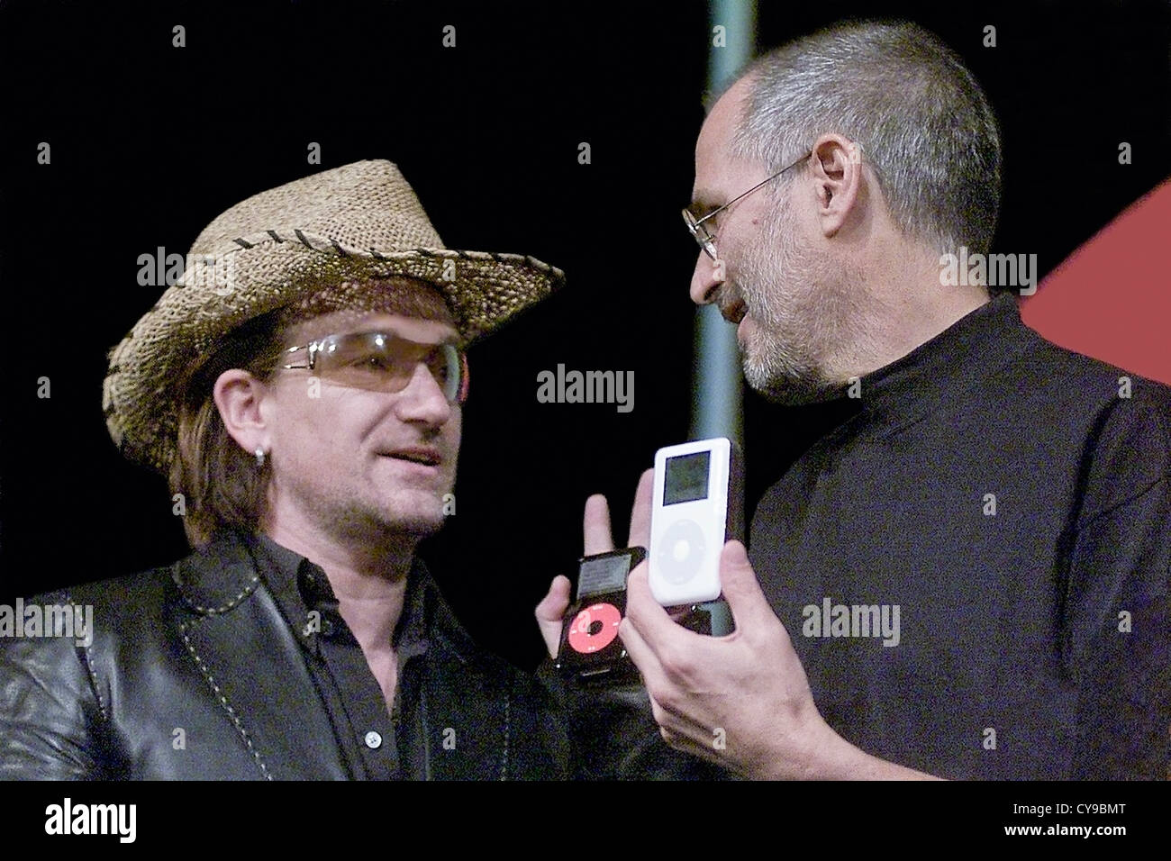 Bono und u2 -Fotos und -Bildmaterial in hoher Auflösung – Alamy