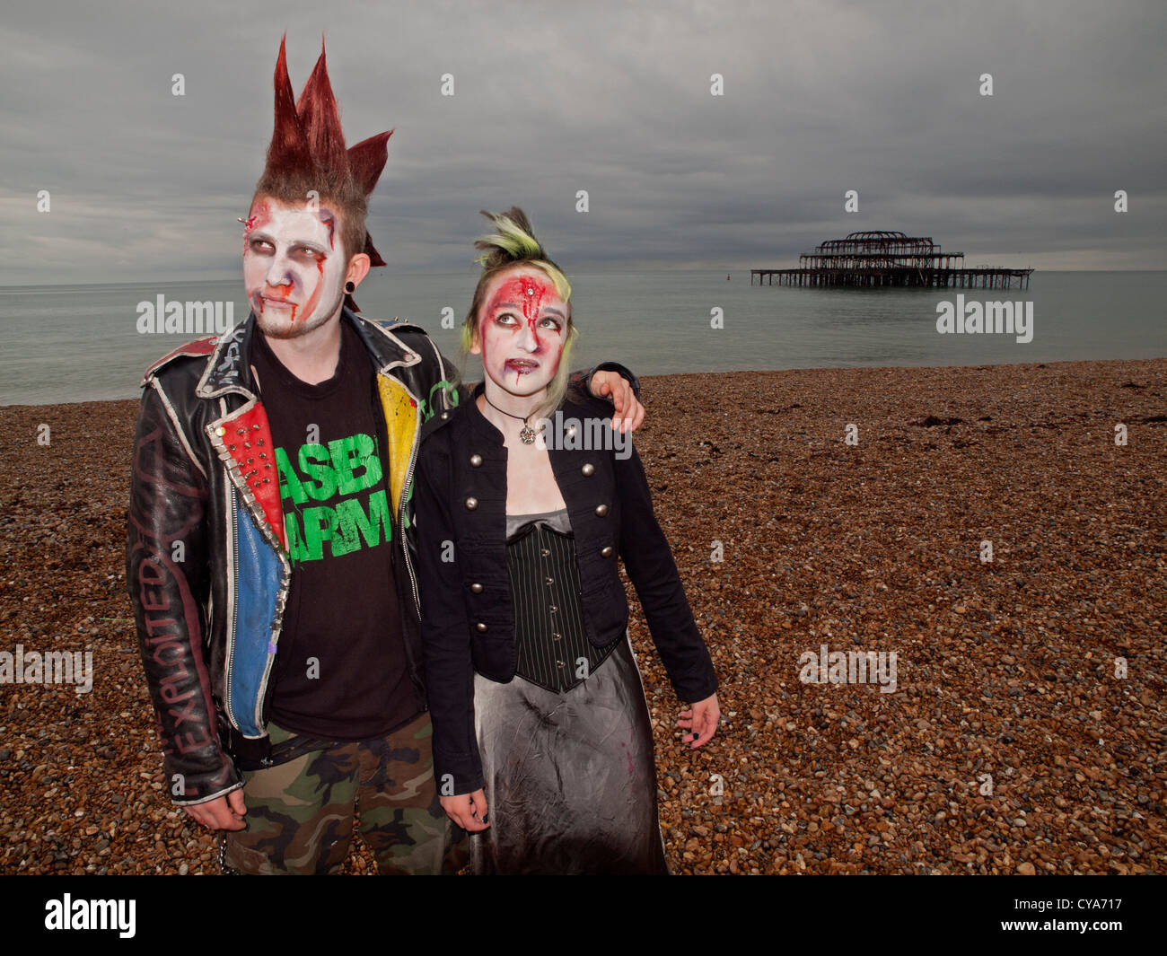 Zombie punk -Fotos und -Bildmaterial in hoher Auflösung – Alamy