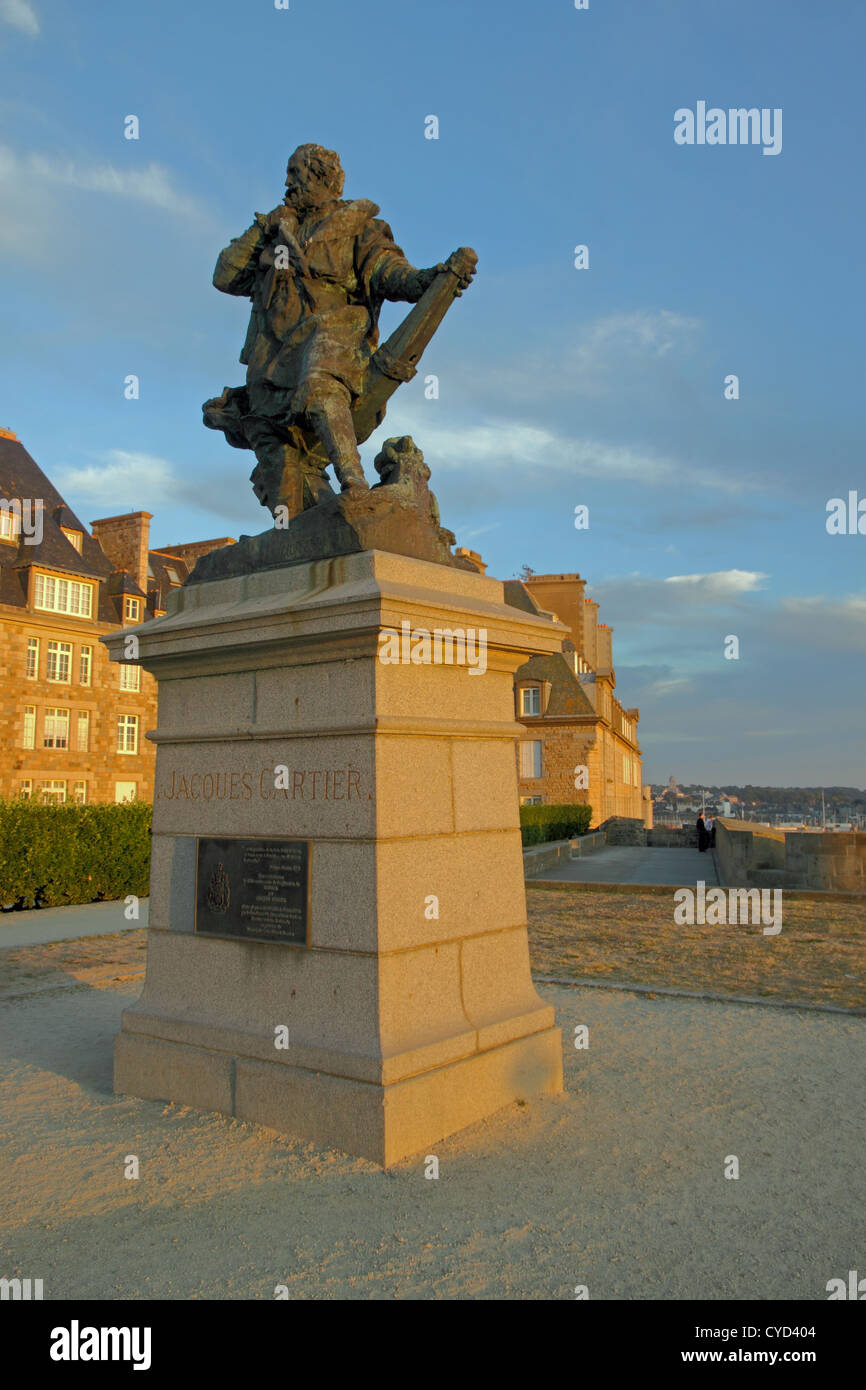 Jacques cartier statue -Fotos und -Bildmaterial in hoher Auflösung – Alamy