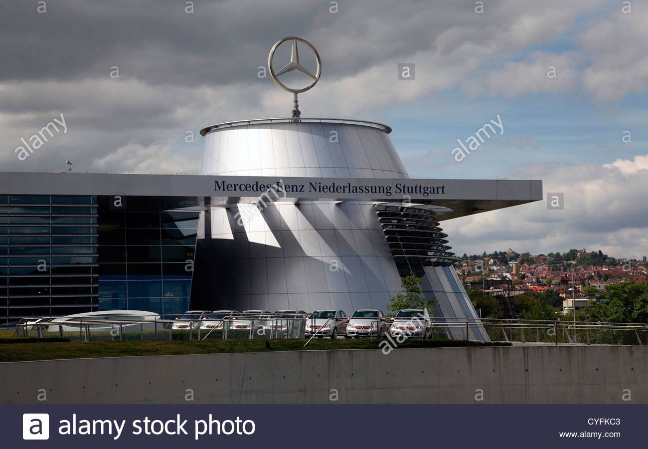 Headquarters Mercedes Benz Stuttgart Stockfotos & Headquarters Mercedes ...