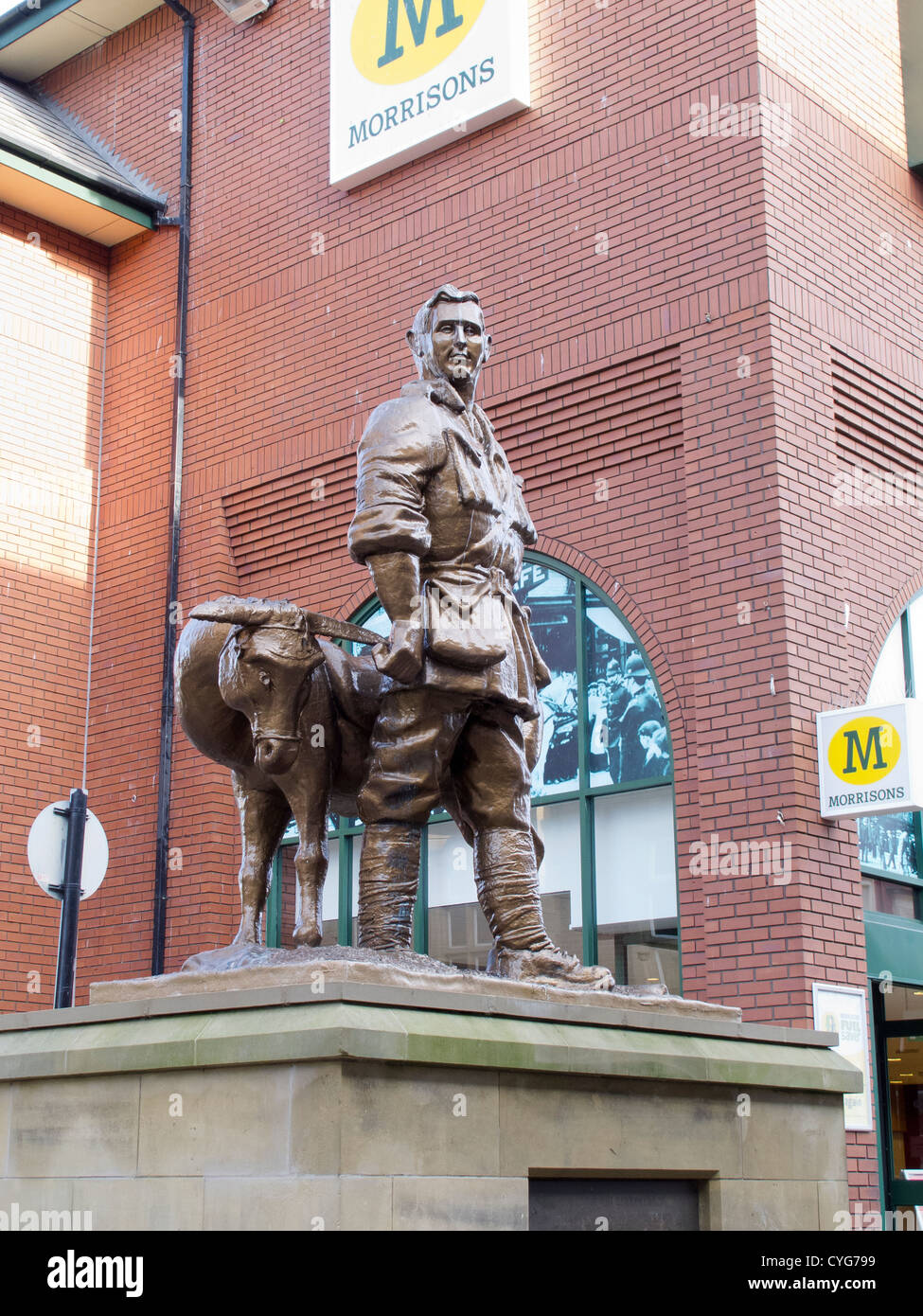 John Simpson Kirkpatrick Statue in Ocean Road, South Shields ...