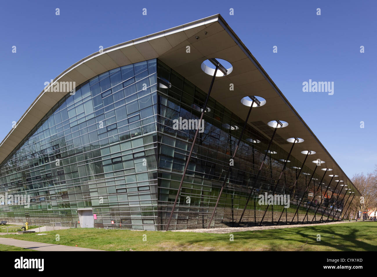 TU Delft Bibliothek, Delft, Niederlande. Architekt: Mecanoo Architecten ...