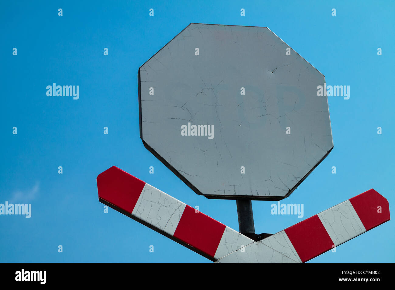 Rundes stoppschild -Fotos und -Bildmaterial in hoher Auflösung – Alamy