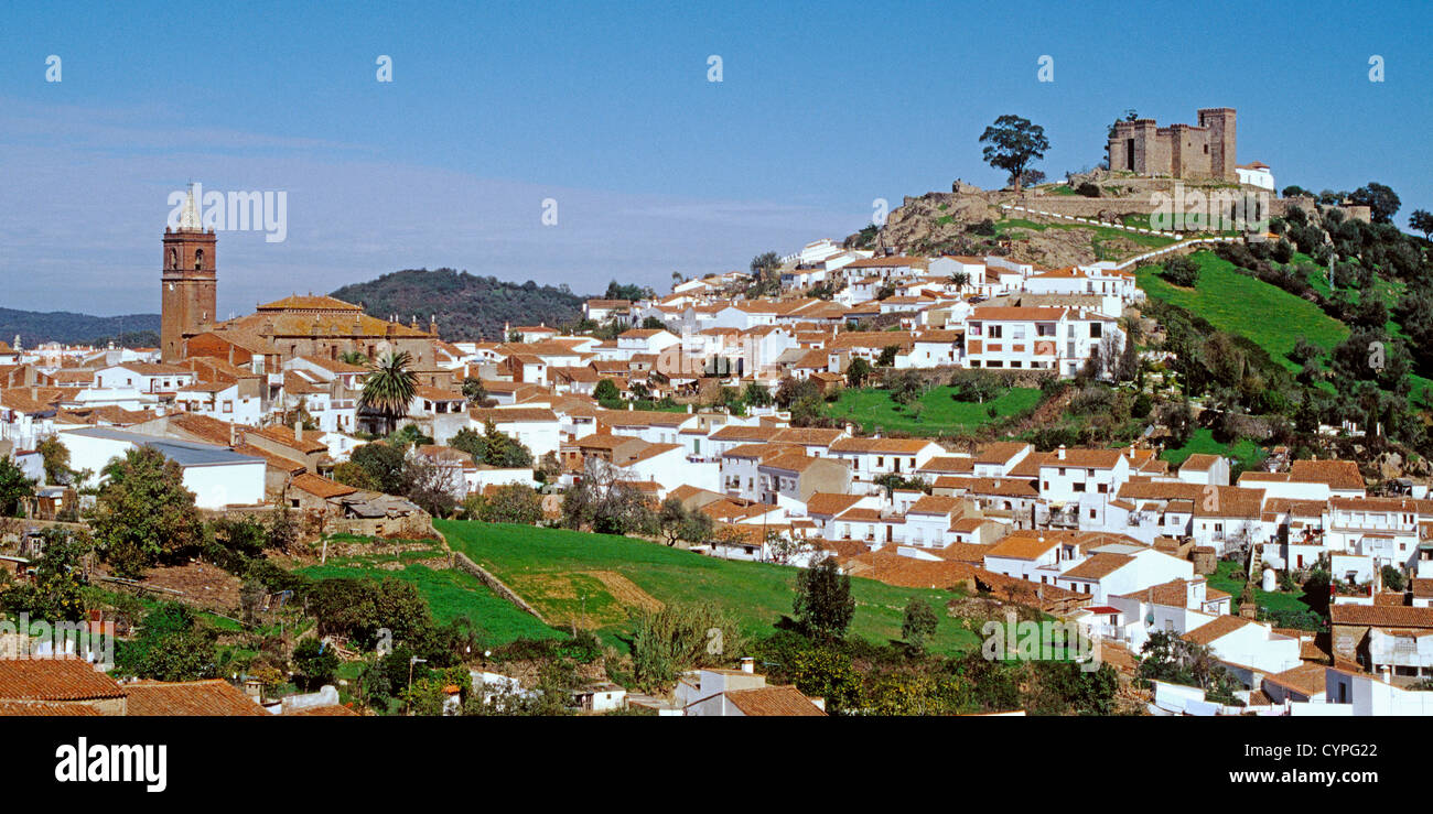 Dorf von Cortegana Sierra de Huelva Andalusien Spanien Pueblo de ...
