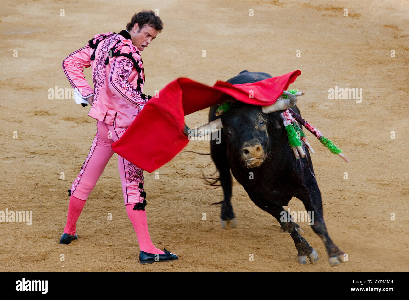 Stierkämpfer in einem Stierkampf Stierkampfarena Torero de Una Corrida ...