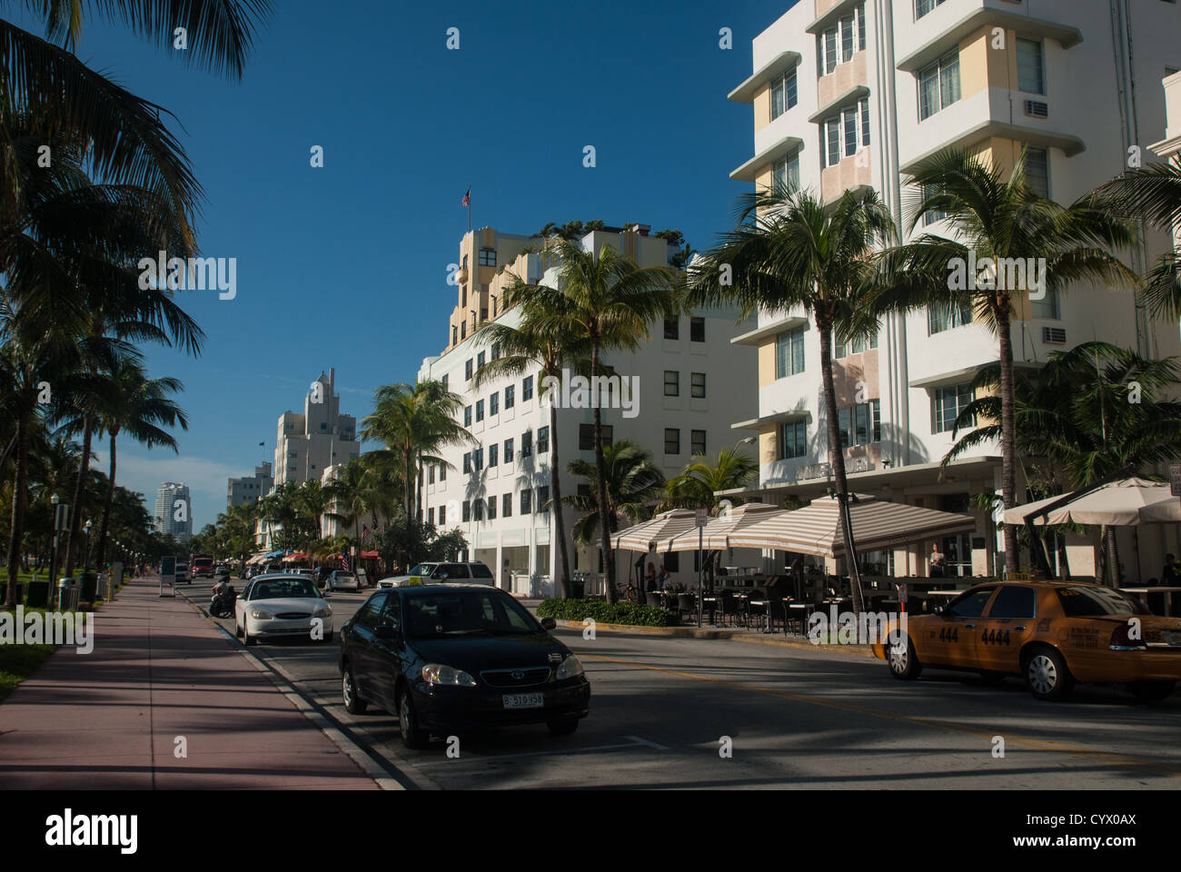 Miami beach strip -Fotos und -Bildmaterial in hoher Auflösung – Alamy