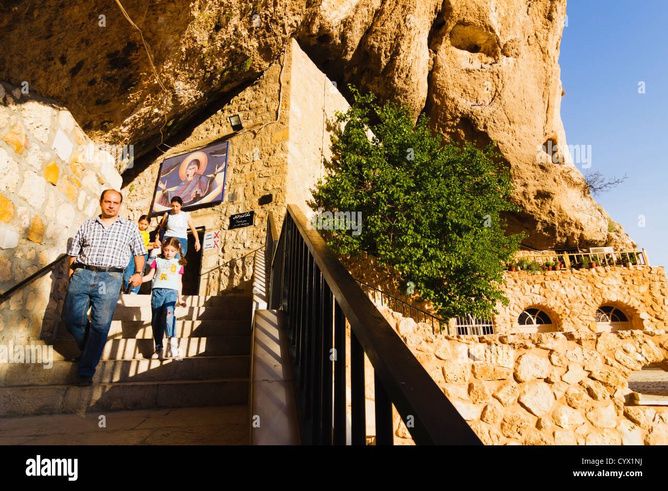 Syrische Familie Besuch des Höhle-Schreins von Thekla, wo die Heilige ...