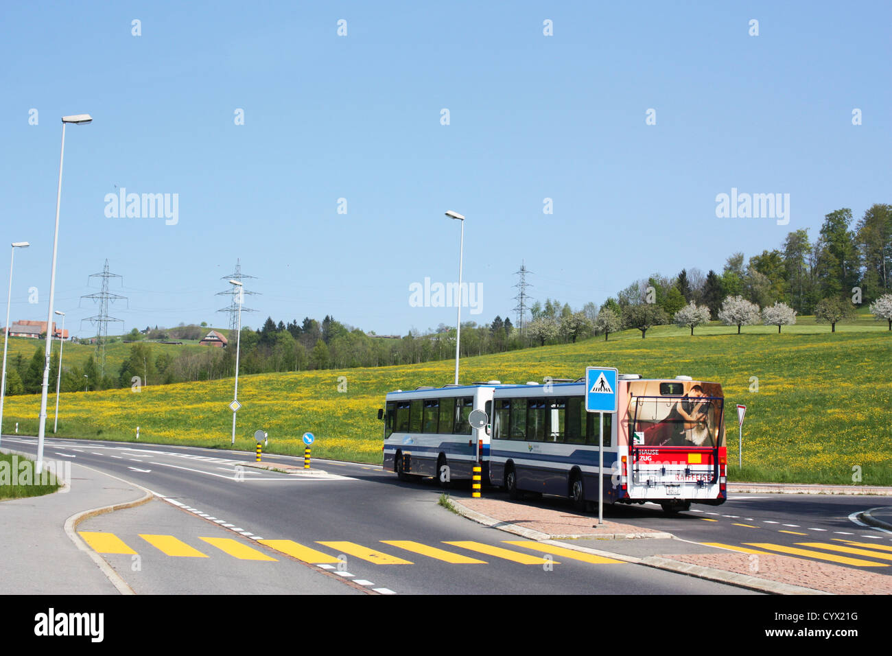 Schweizer bus -Fotos und -Bildmaterial in hoher Auflösung – Alamy
