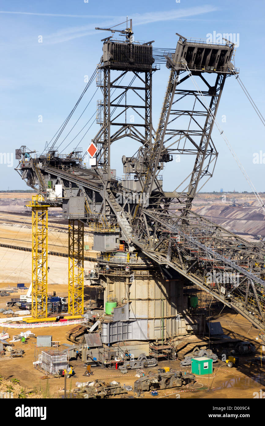 Coal mining excavator -Fotos und -Bildmaterial in hoher Auflösung – Alamy