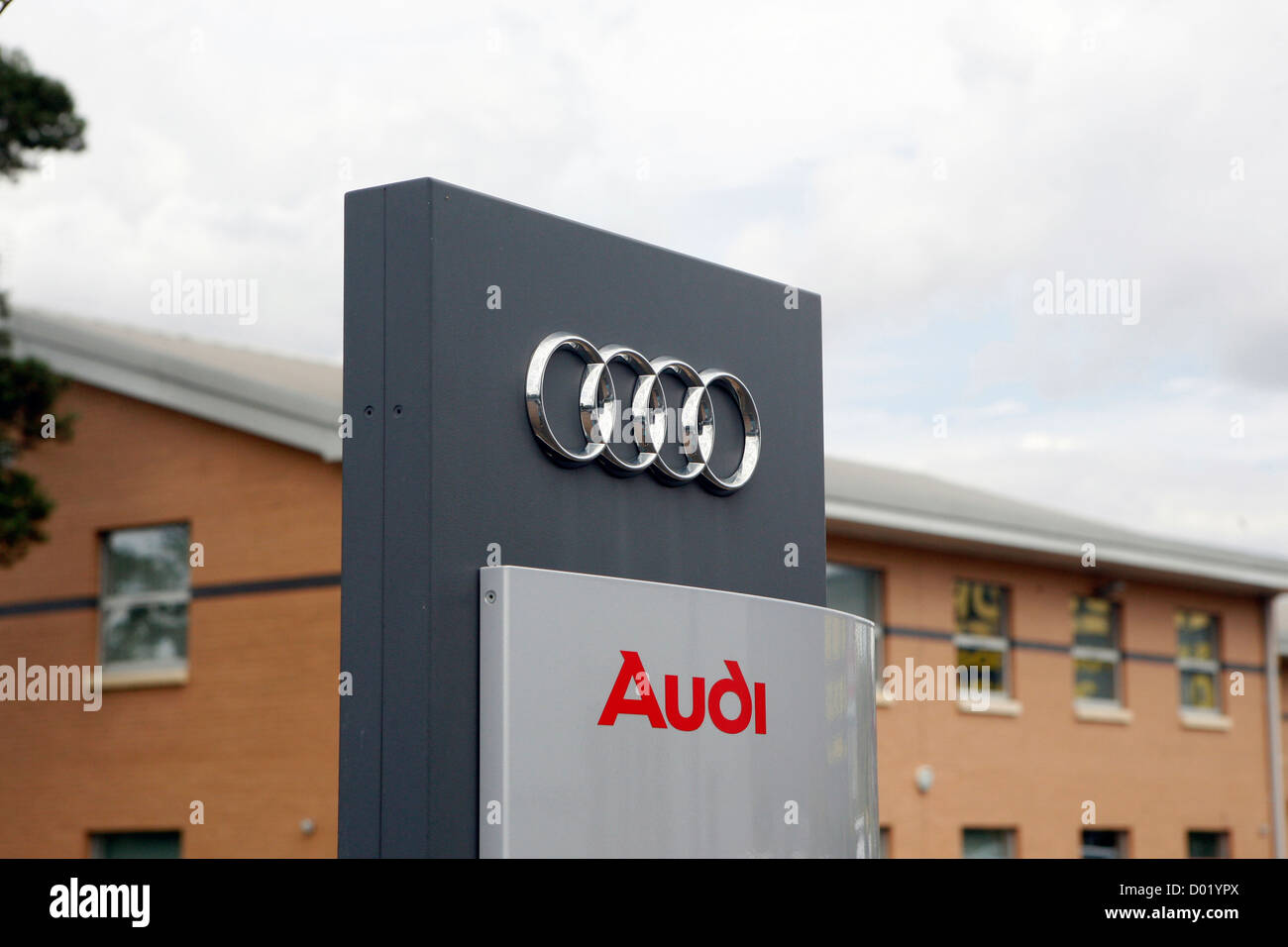 Audi rings -Fotos und -Bildmaterial in hoher Auflösung – Alamy
