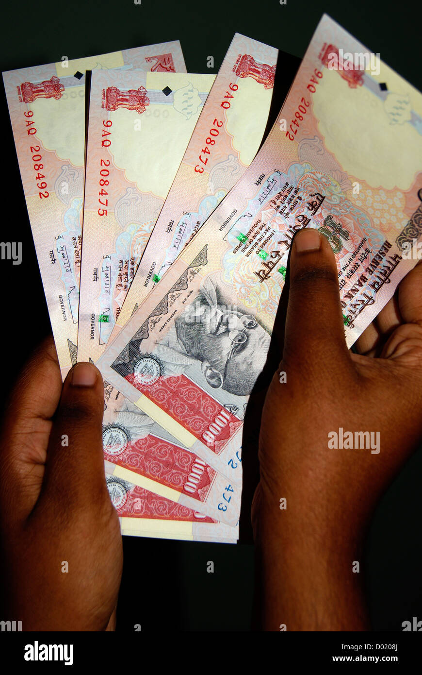 India cash counting -Fotos und -Bildmaterial in hoher Auflösung – Alamy