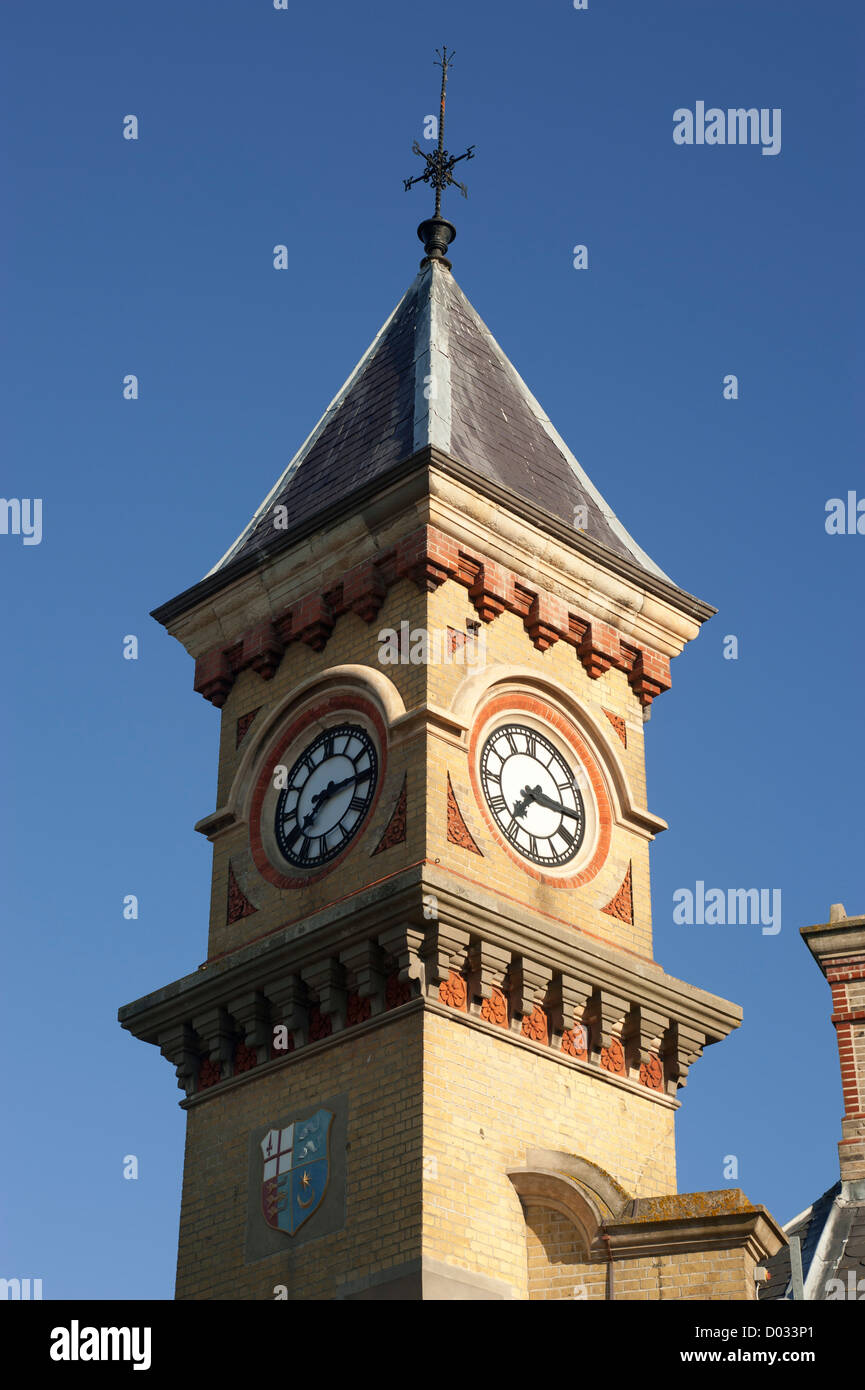 Glockenturm bahnhof -Fotos und -Bildmaterial in hoher Auflösung – Alamy