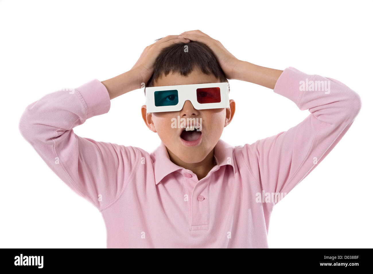 Kind mit 3D-Brille ein weißer Hintergrund Stockfotografie - Alamy