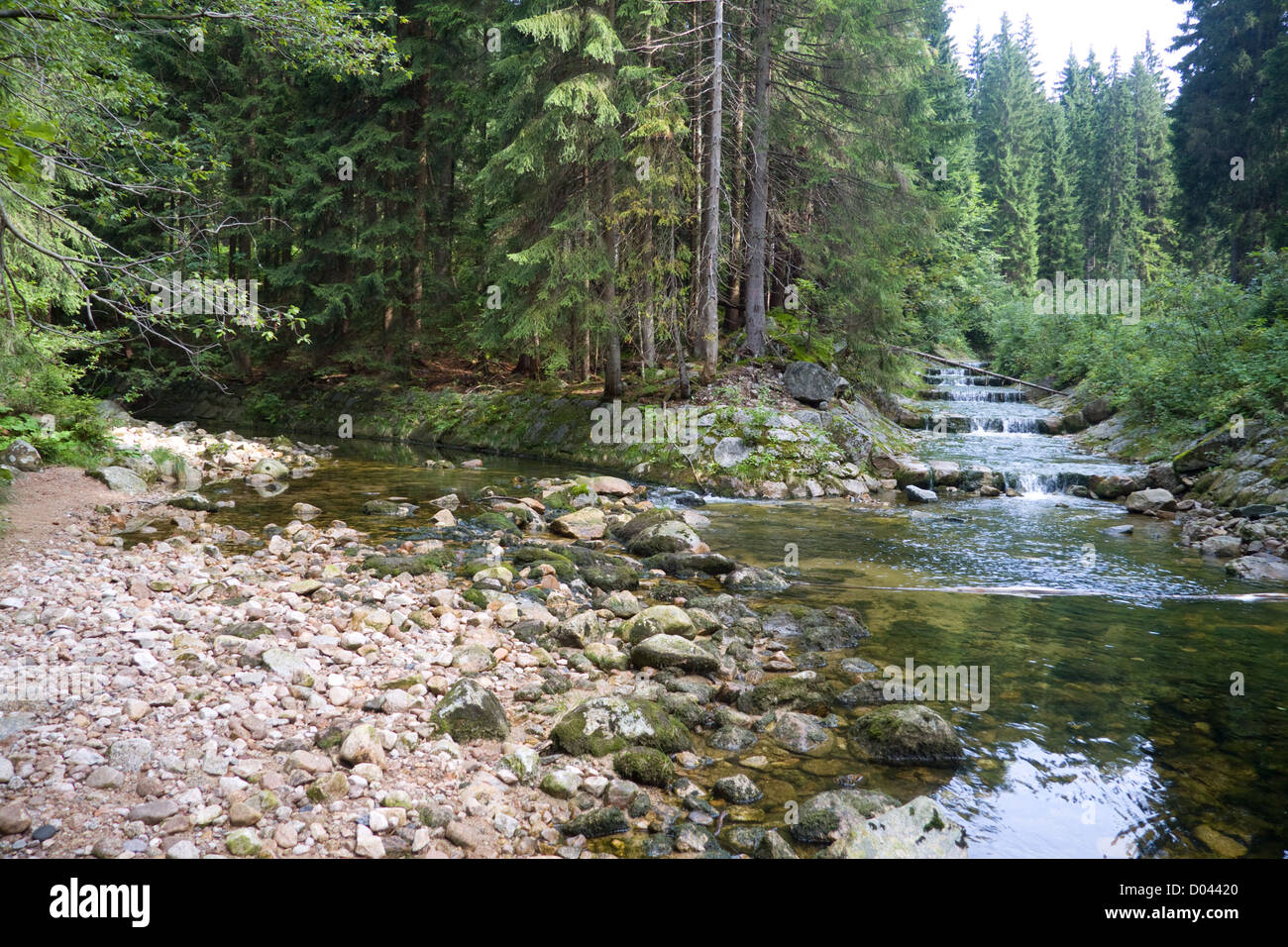 Rivers flow -Fotos und -Bildmaterial in hoher Auflösung – Alamy