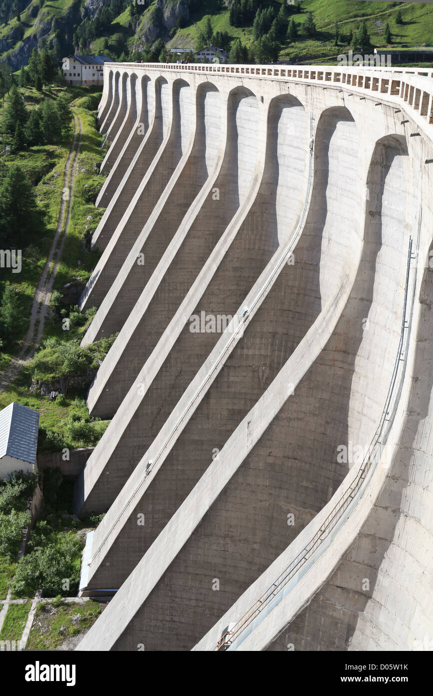 Stausee aus beton -Fotos und -Bildmaterial in hoher Auflösung – Alamy