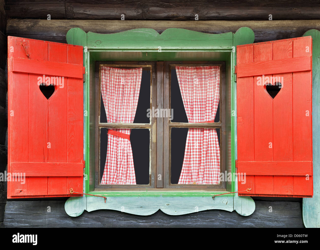 Wood chalet -Fotos und -Bildmaterial in hoher Auflösung – Alamy