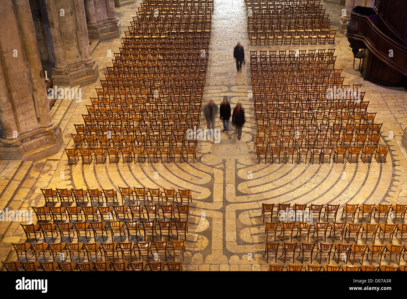 Chartres cathedral labyrinth france -Fotos und -Bildmaterial in hoher ...