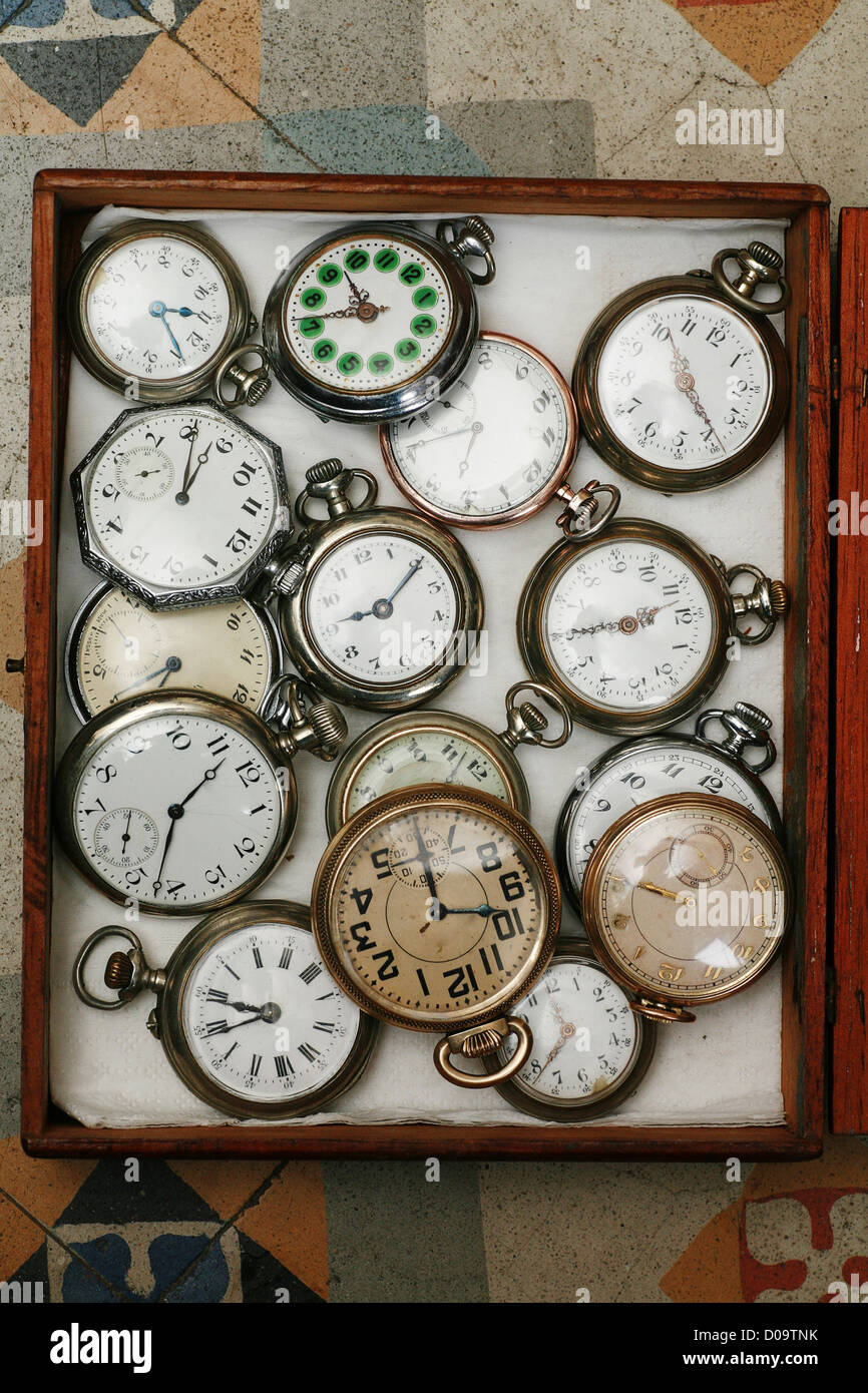 Vintage Uhren Stockfotos und -bilder Kaufen - Alamy