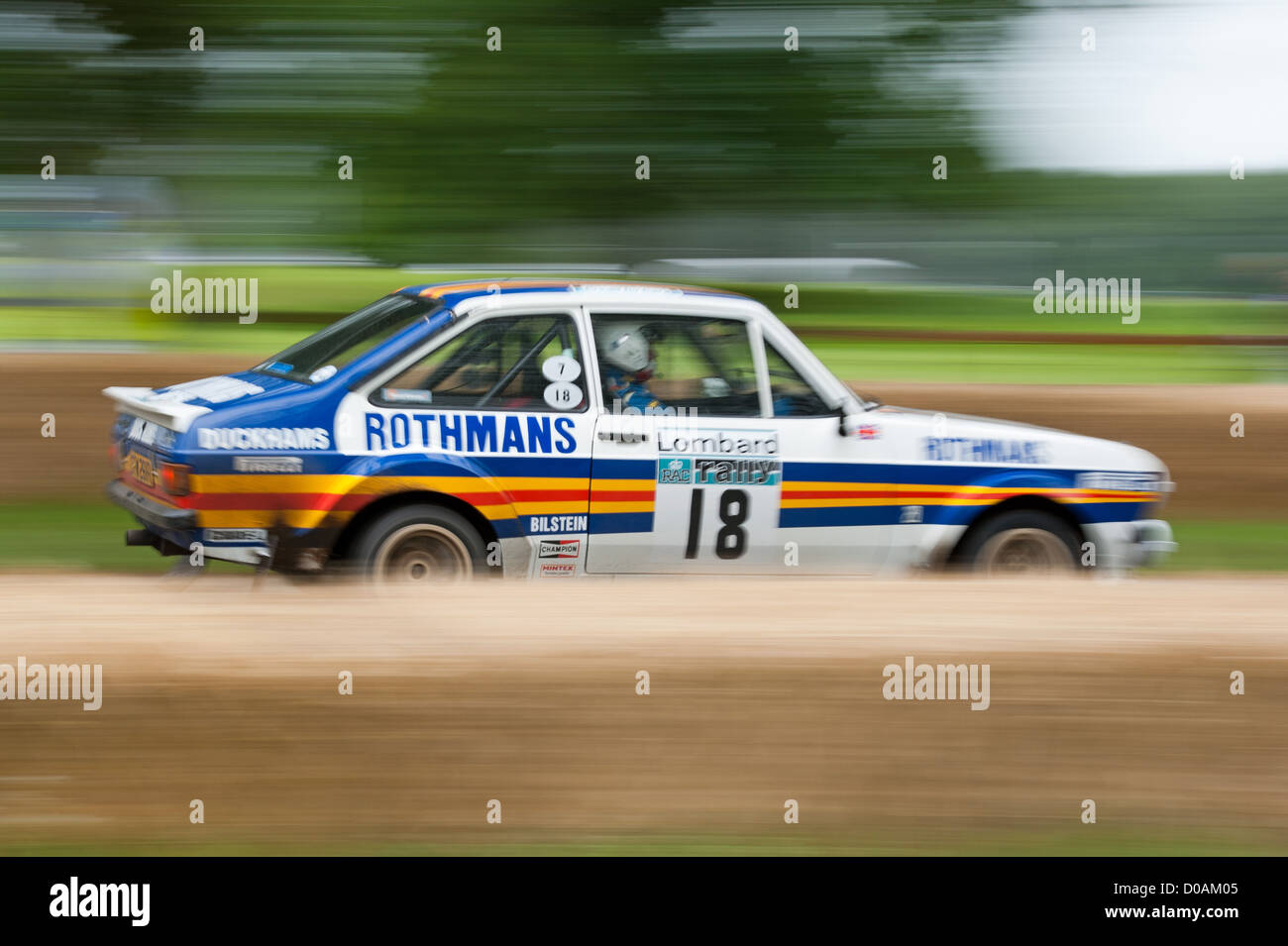 Schnelles auto -Fotos und -Bildmaterial in hoher Auflösung – Alamy