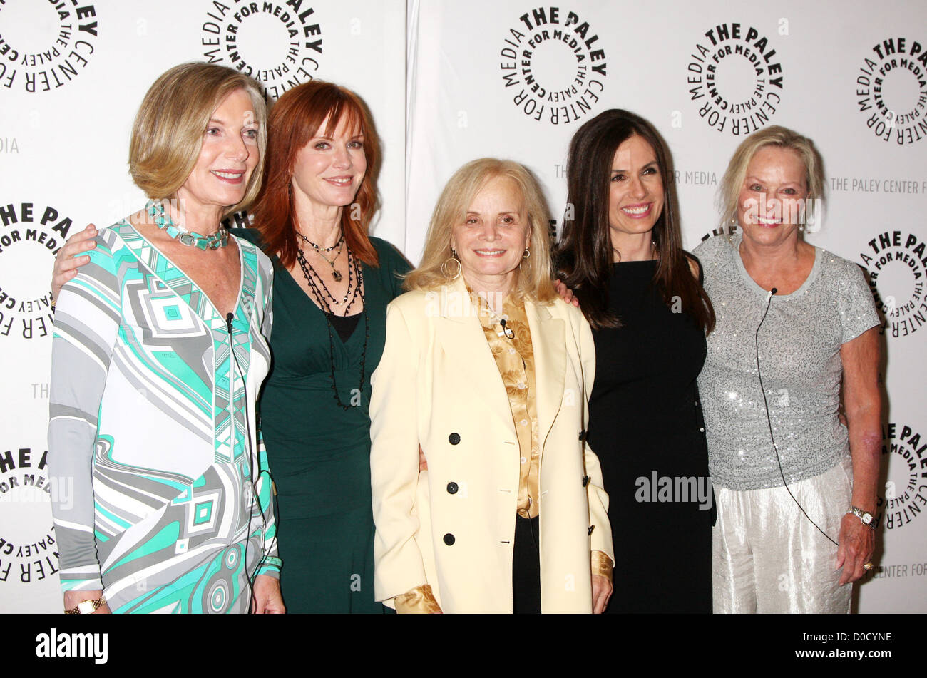 Jamie Rose, Susan Sullivan, Margaret Ladd, Ana Alicia und Abby Dalton ...