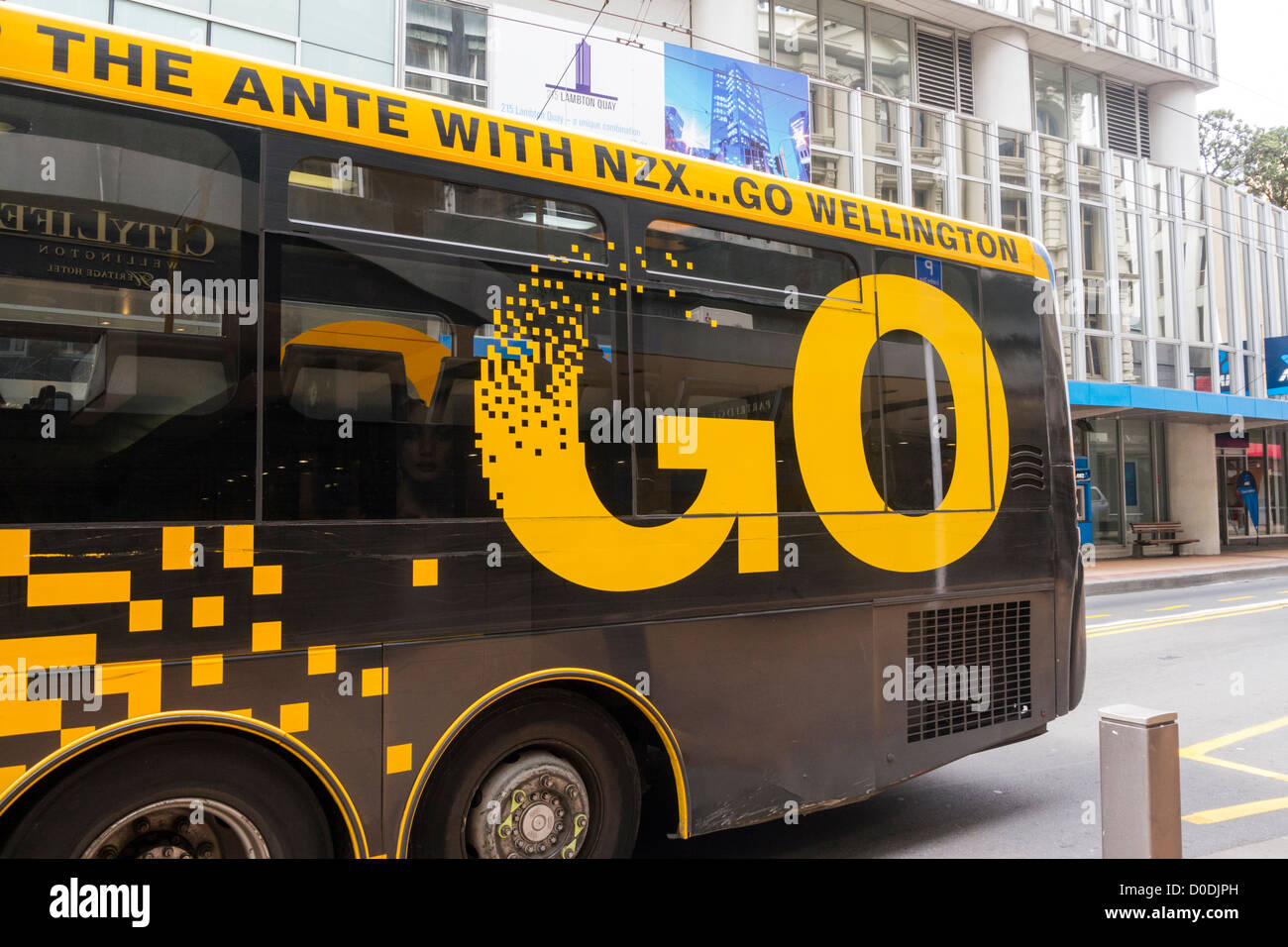 Mit dem bus fahren -Fotos und -Bildmaterial in hoher Auflösung – Alamy