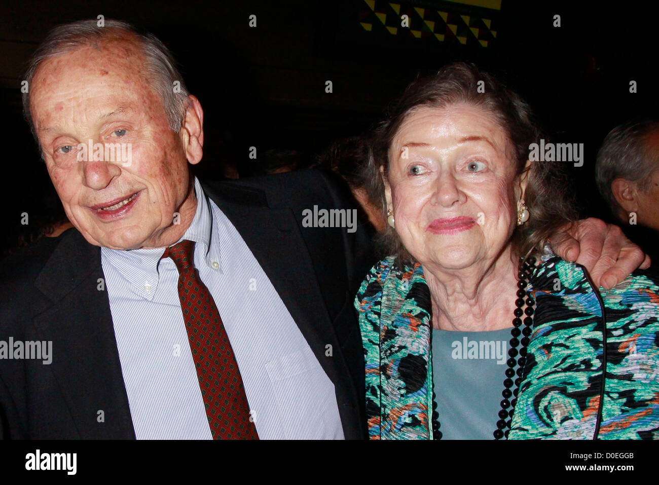 A.r. Gurney und Elizabeth Wilson Teilnahme an der jährlichen primären ...