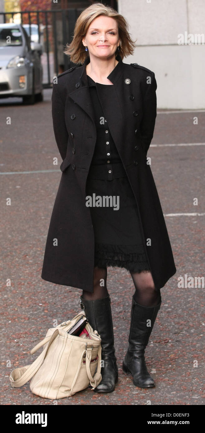 Sharon small outside the itv studios london -Fotos und -Bildmaterial in ...
