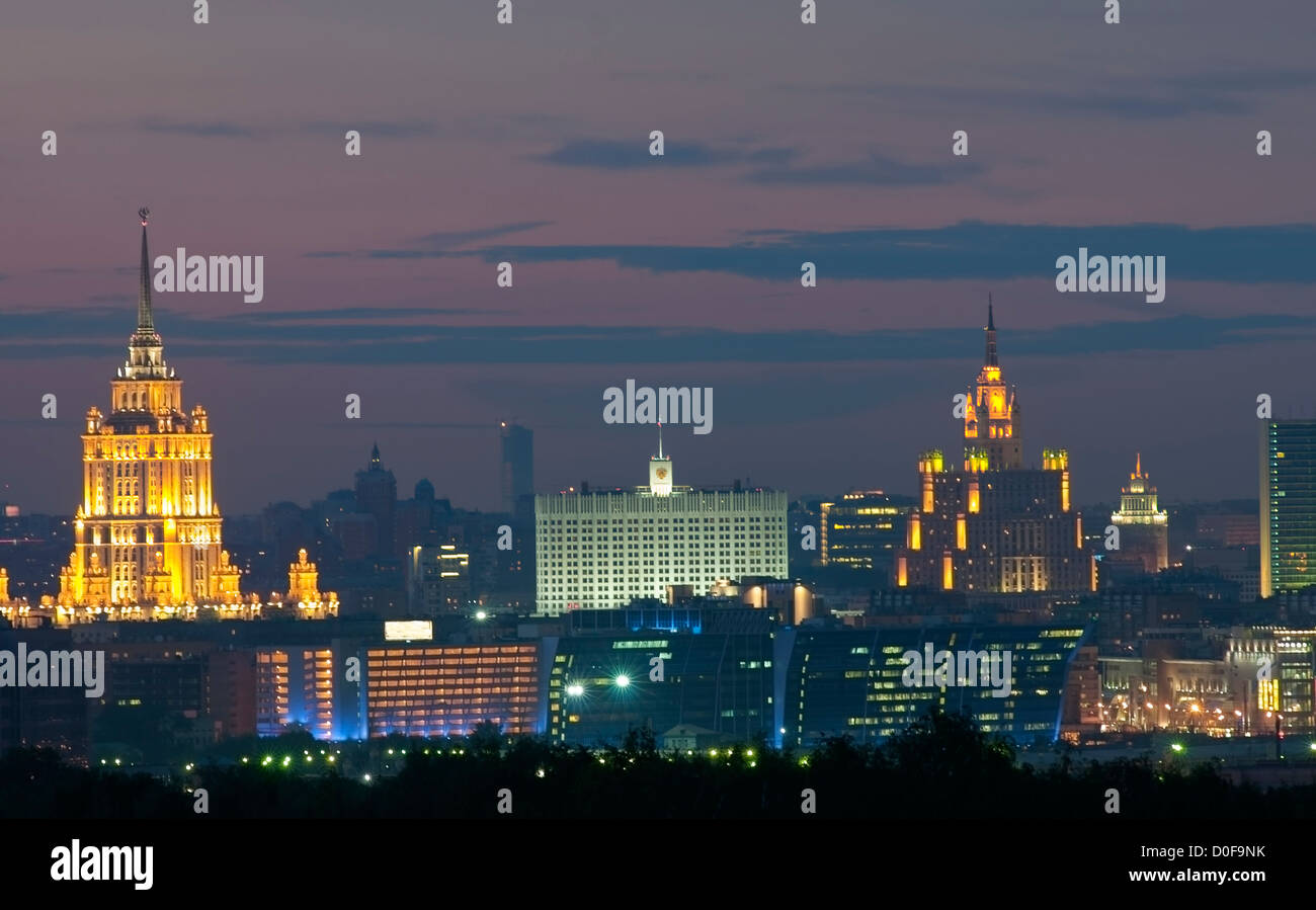 Moskau bei nacht -Fotos und -Bildmaterial in hoher Auflösung – Alamy