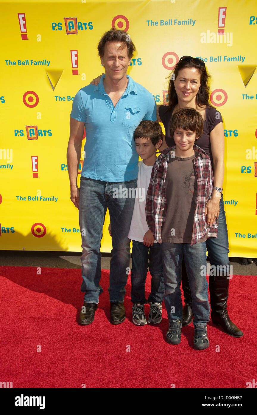 Steven Weber und Familie Kunst liebevolle Familien sammeln ausdrücken ...