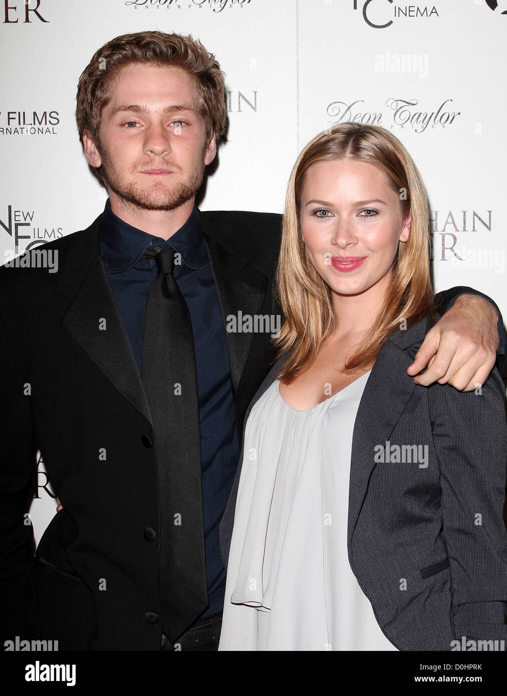 Cody Kasch und Cherilyn Wilson Los Angeles Premiere von "Kettenbrief ...