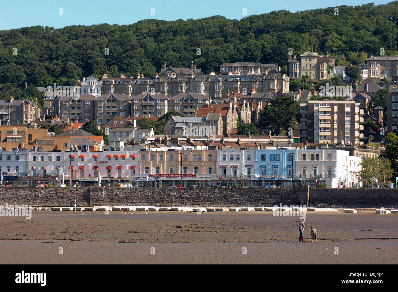 Menschen im meer am britischen strand -Fotos und -Bildmaterial in hoher ...
