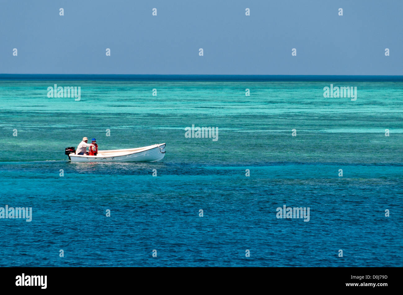 Great barrier reef fahren -Fotos und -Bildmaterial in hoher Auflösung ...