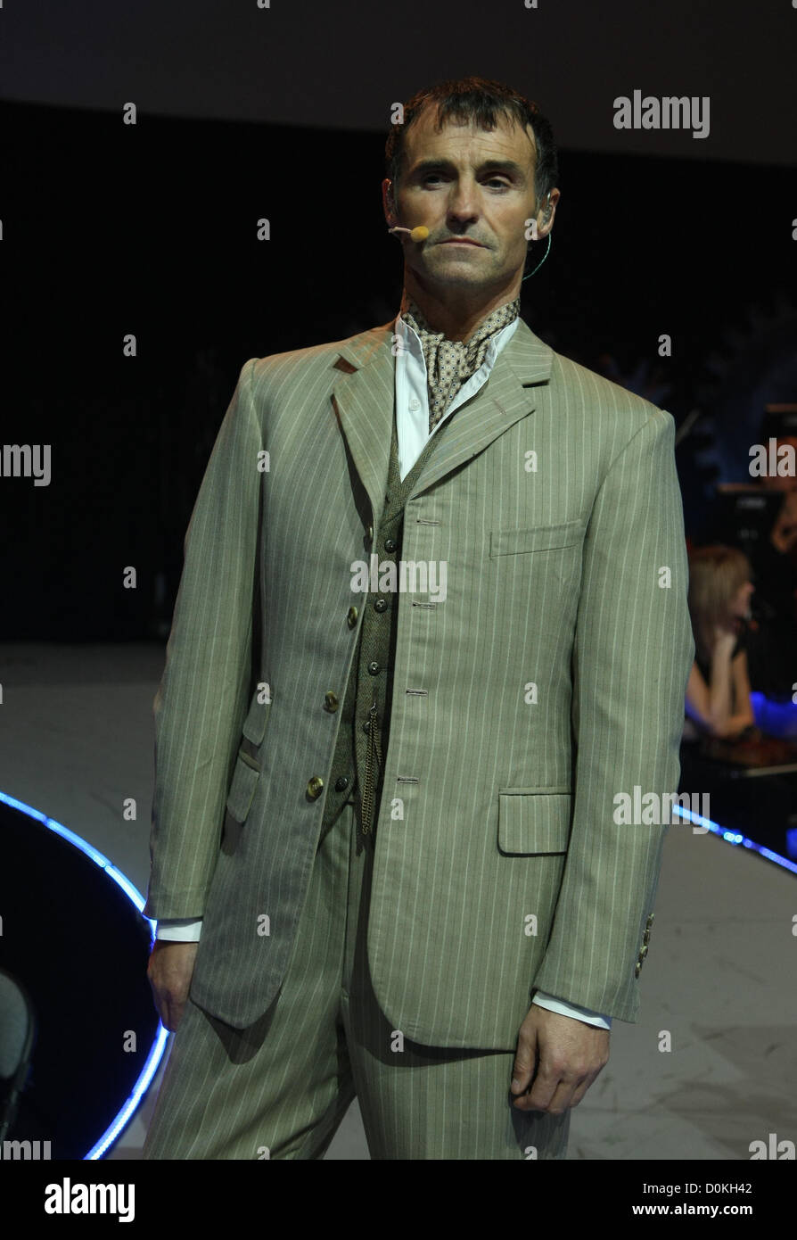 MARTI PELLOW WAR OF THE WORLDS - DIE NEUE GENERATION. Das MUSICAL von ...